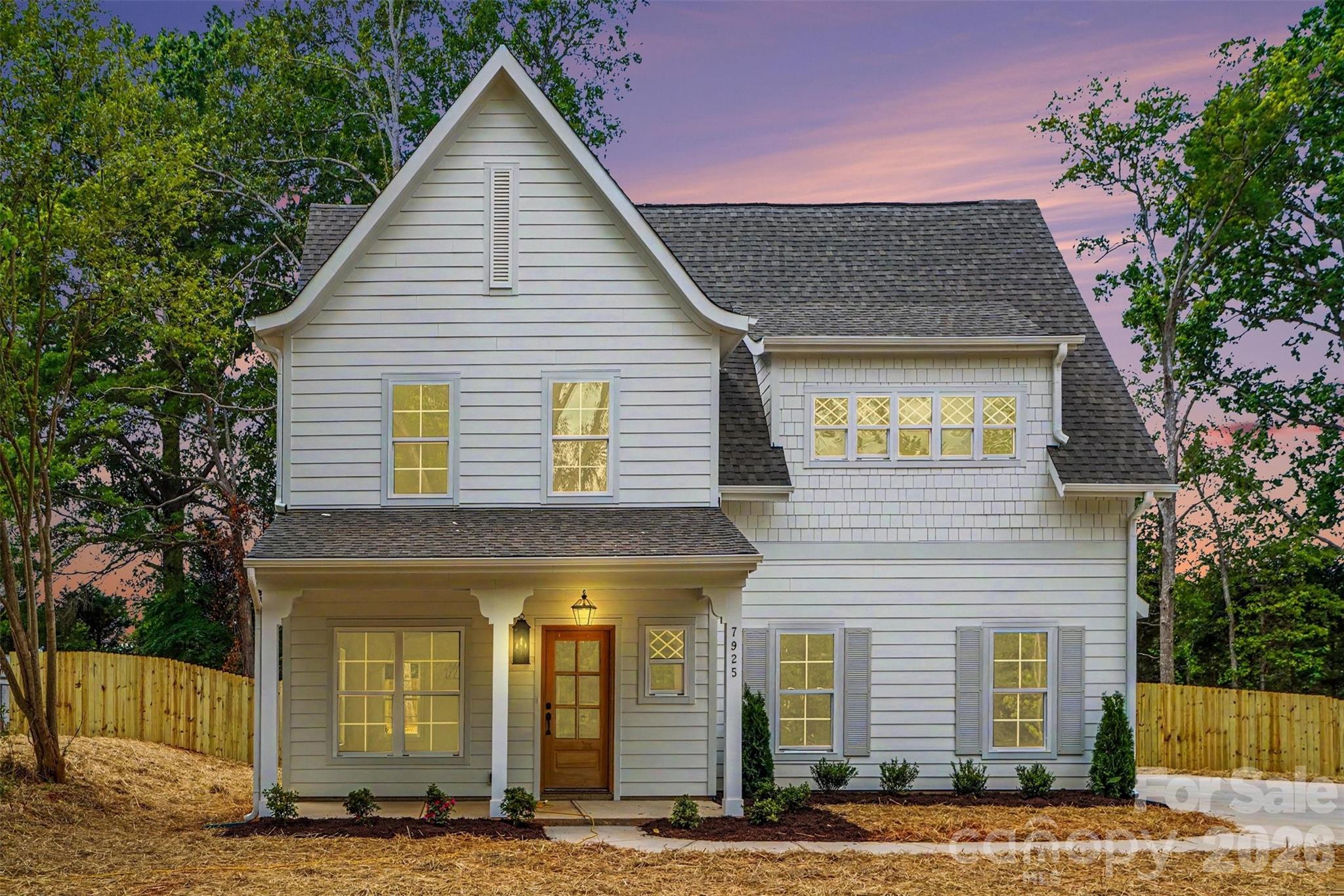 Photo 2 of 7925 Large Oak Lane, Mint Hill, NC
