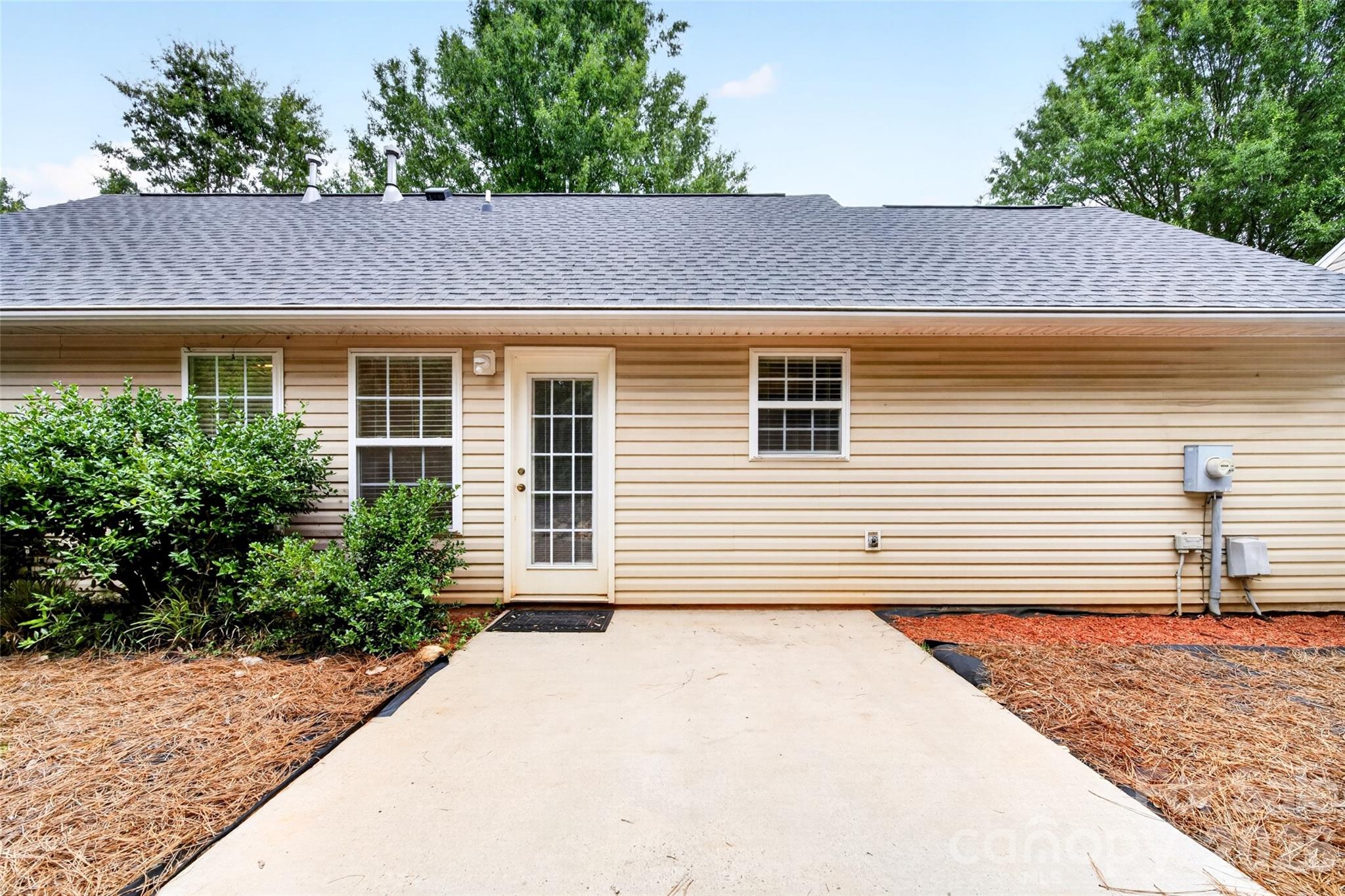 Home for sale at 4627 Victory Lane, Charlotte, NC — photo 35 of 39