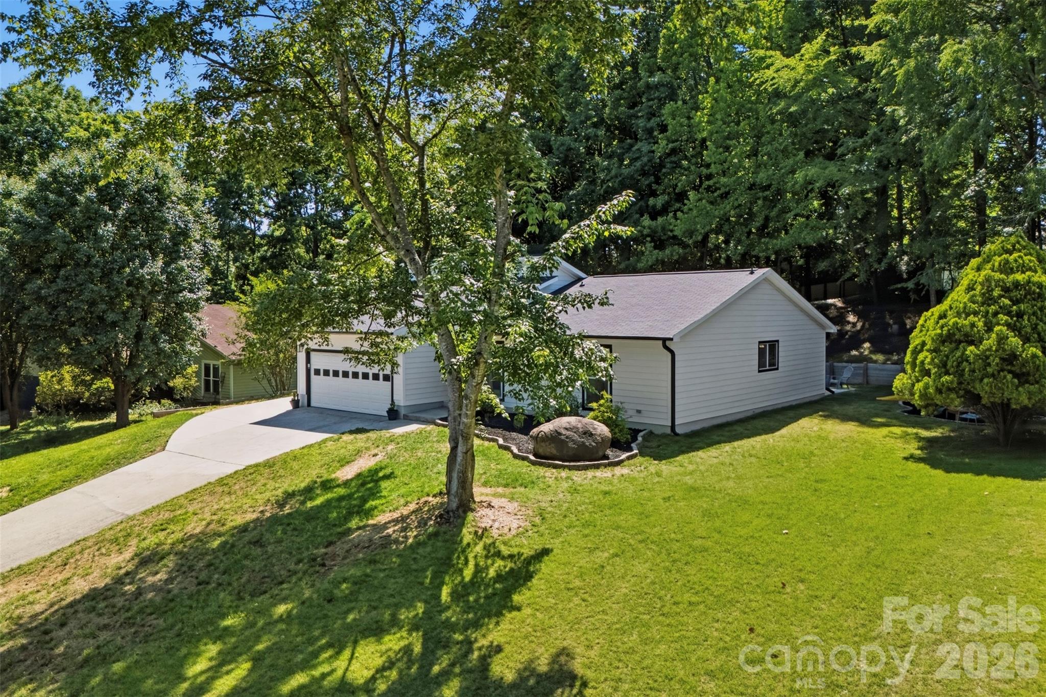 Photo 3 of 9524 Rainbow Forest Drive, Charlotte, NC