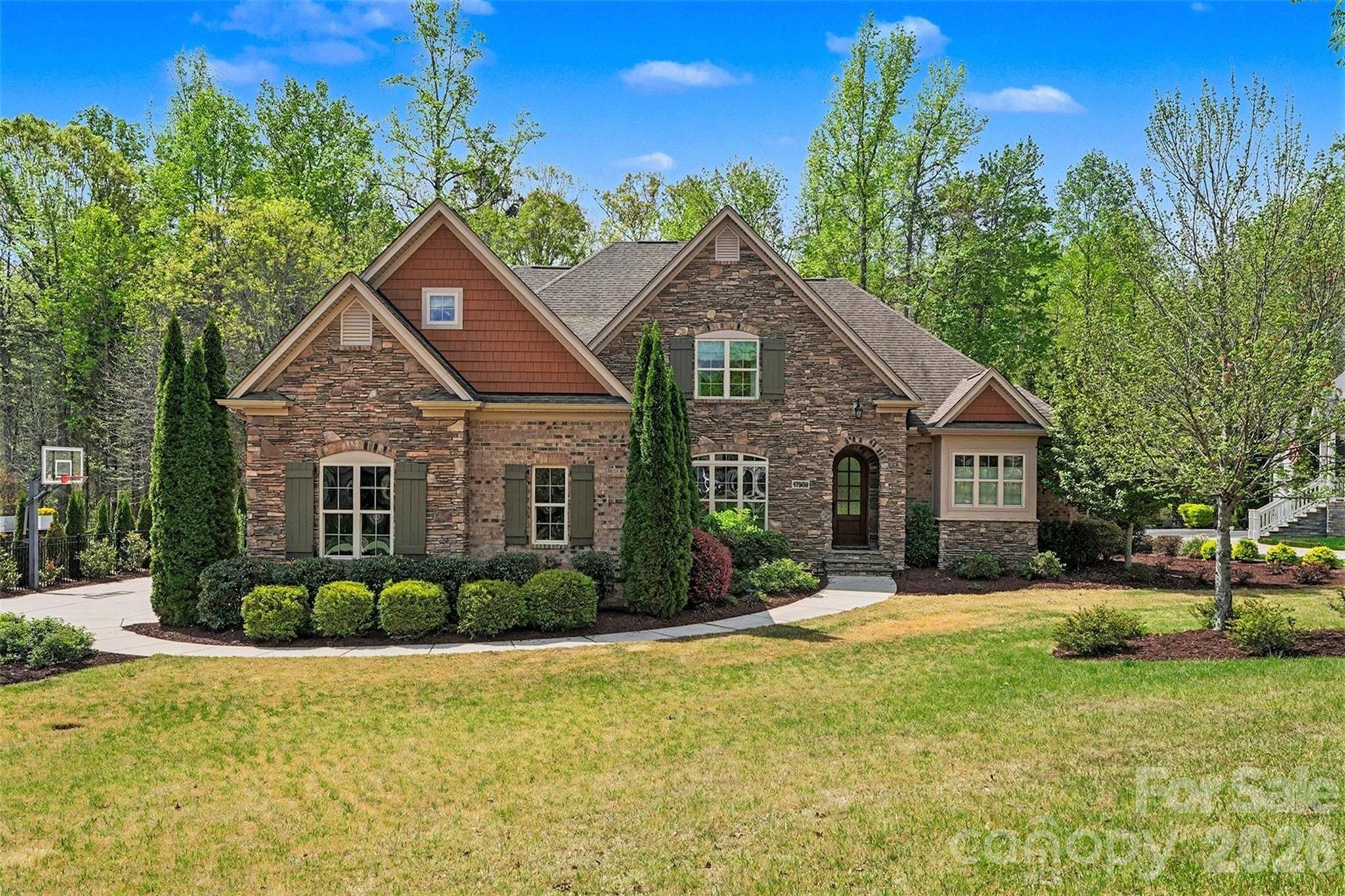 17909 Nodghia Circle, Davidson, NC