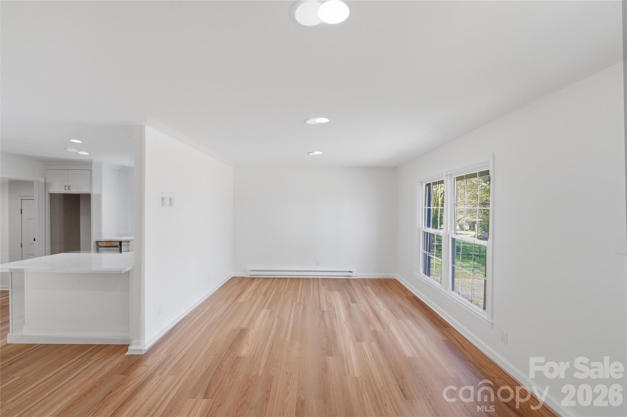 Photo 2 of 5906 Whitingham Drive, Charlotte, NC