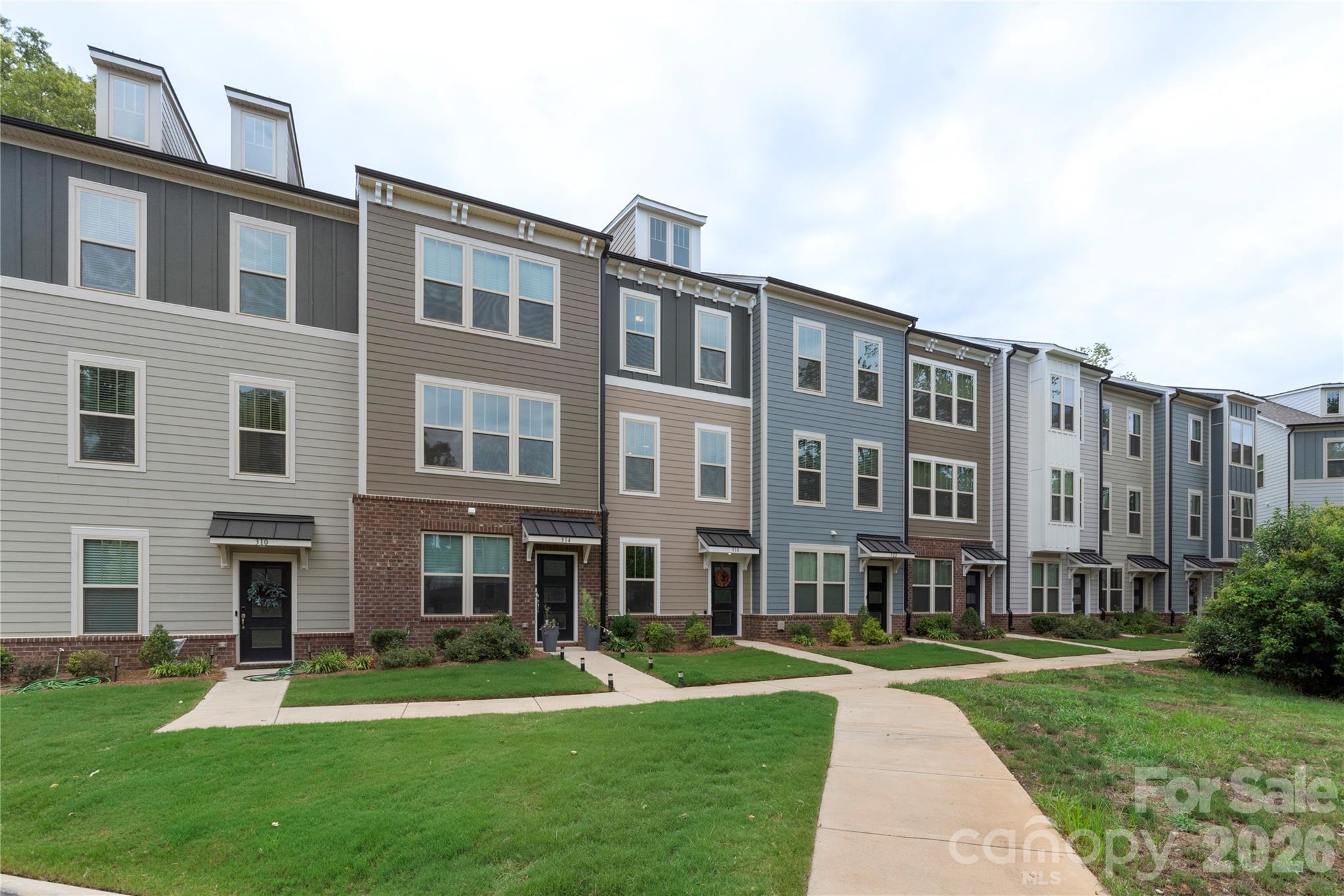 Photo 8 of 318 Simeon Drive, Charlotte, NC