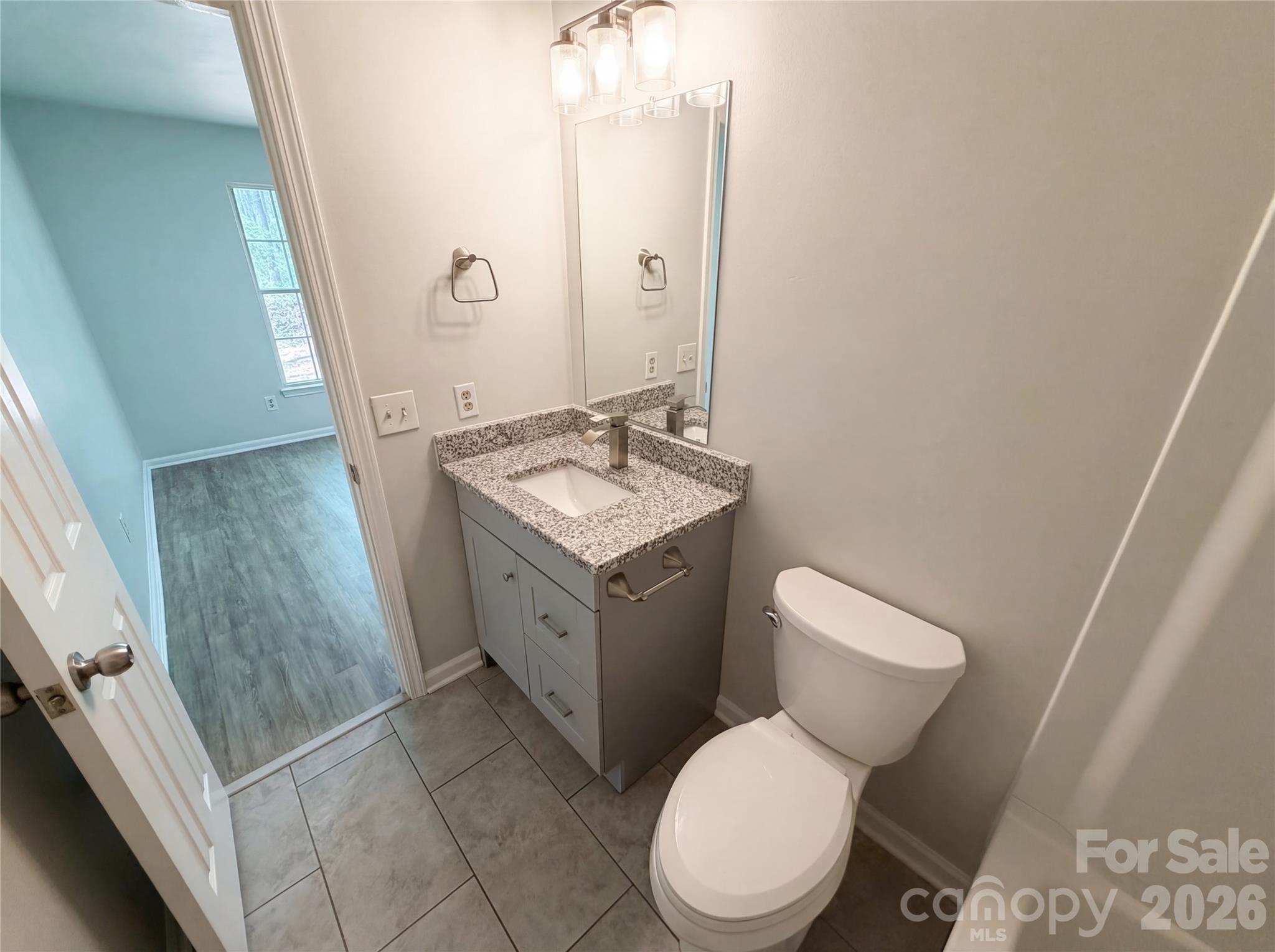 Photo 15 of 2324 Valleyview Drive, Charlotte, NC