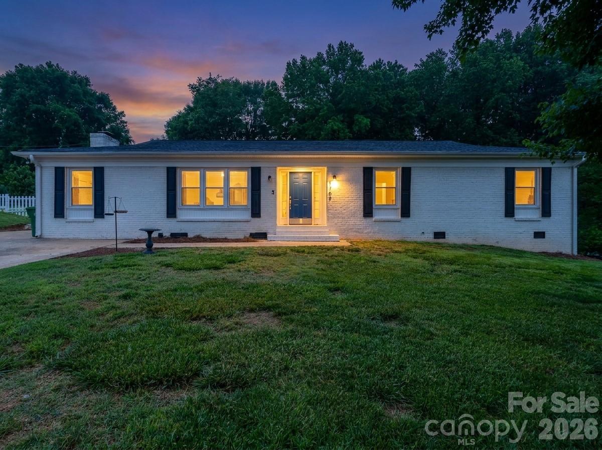 1709 Essen Lane, Gastonia, NC - photo 4 of 30