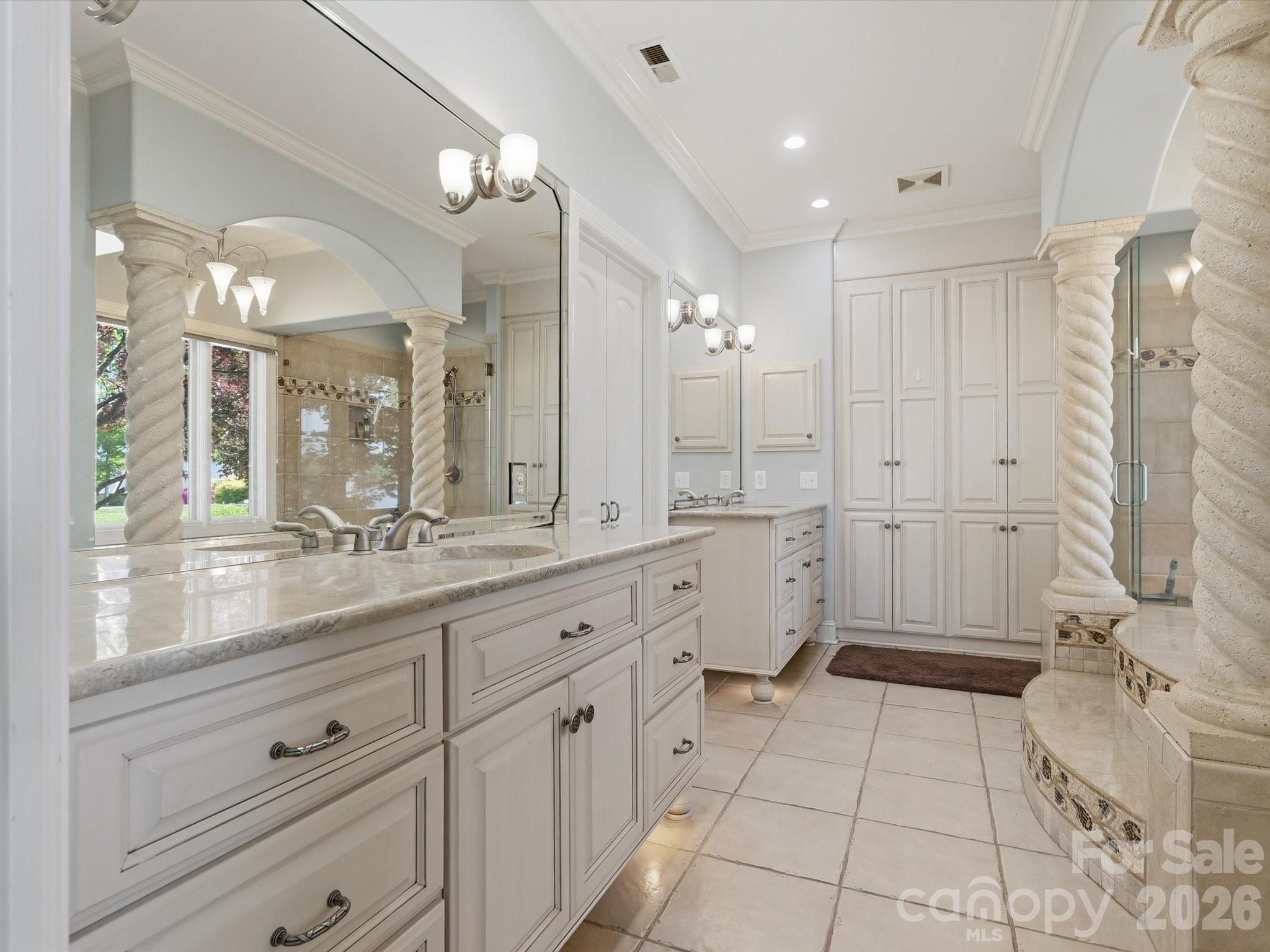 Home for sale at 154 Quail Hollow Drive, Kings Mountain, NC — photo 11 of 45