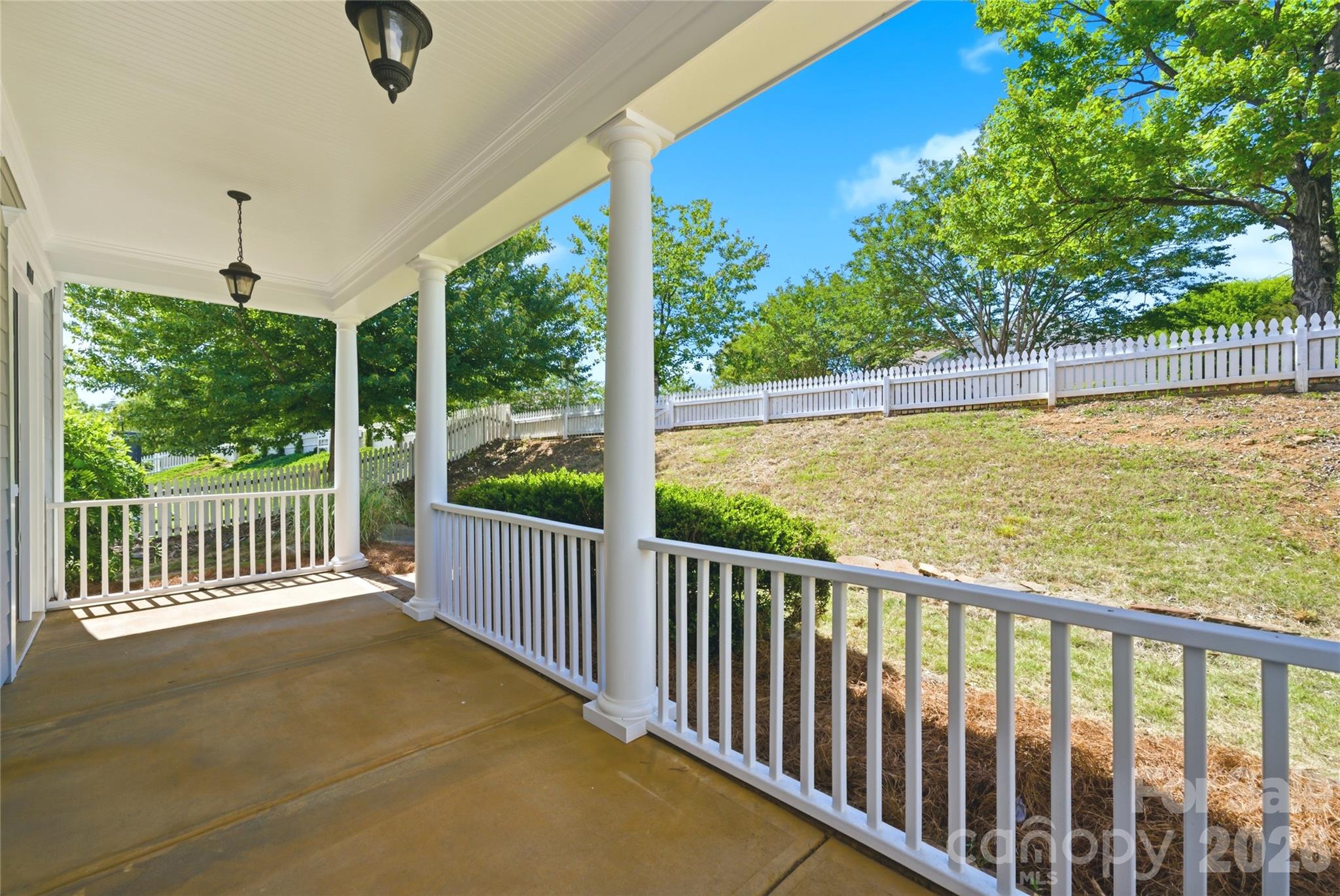 10227 Sam Meeks Road, Pineville, NC - photo 2 of 28