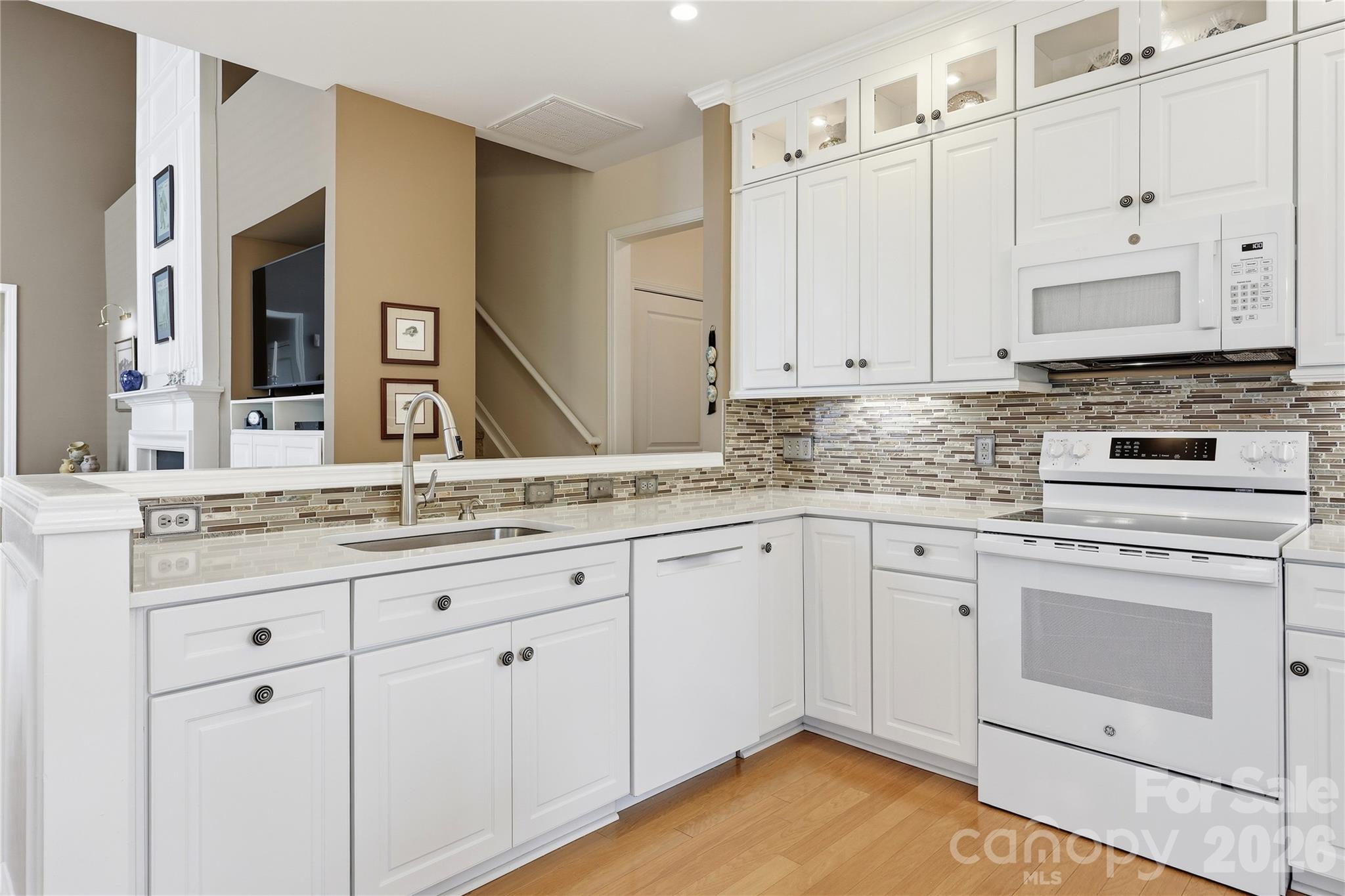 9510 Kestral Ridge Drive, Charlotte, NC - photo 23 of 47