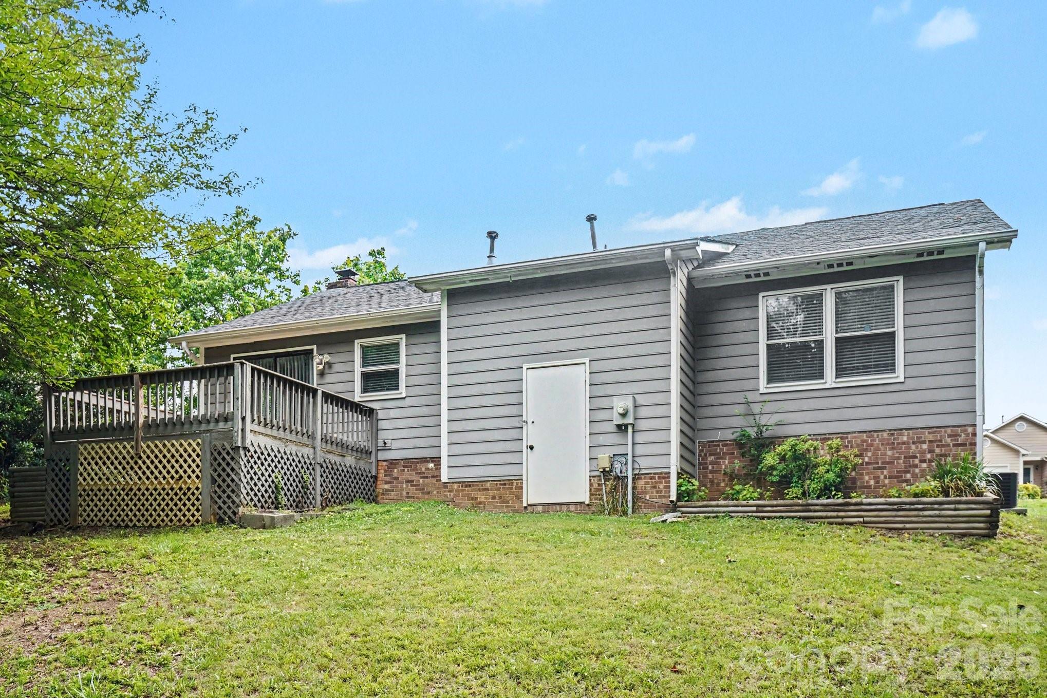 Photo 14 of 10826 Hunters Trace Court, Charlotte, NC