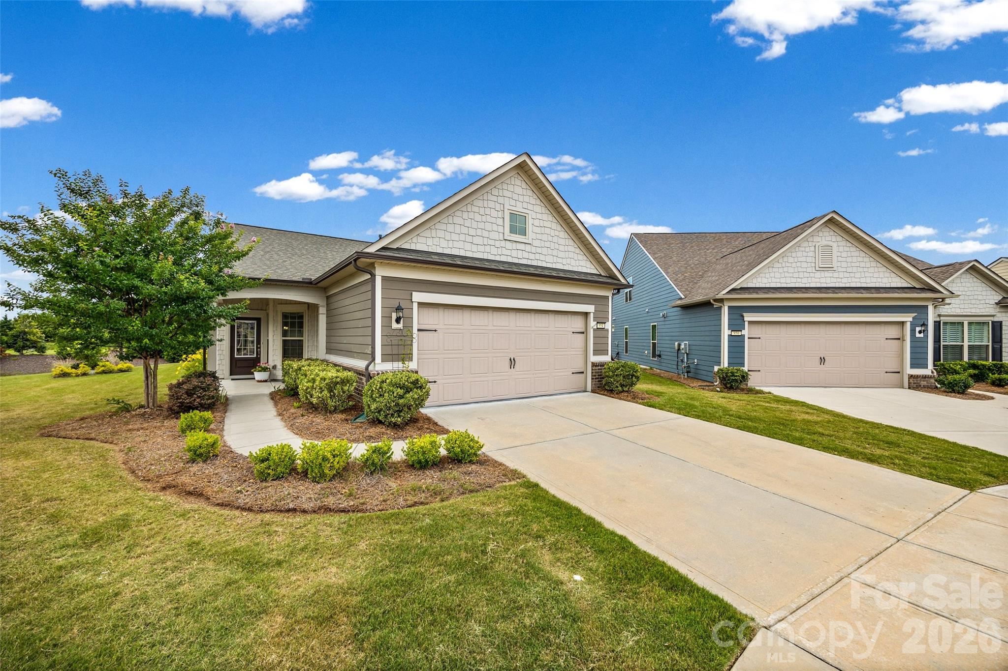 Photo 2 of 954 Sunrise Lane, Fort Mill, SC