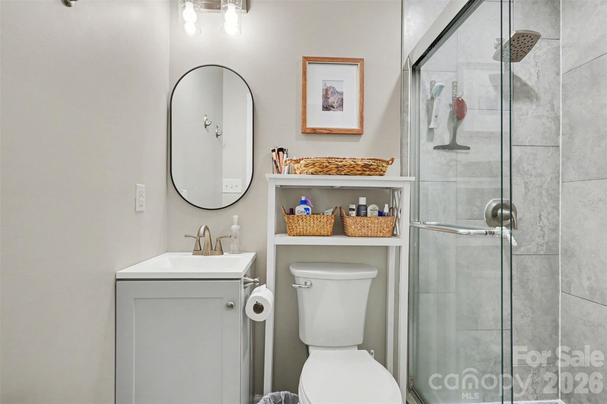 204 N Oak Street, Lowell, NC - photo 17 of 22