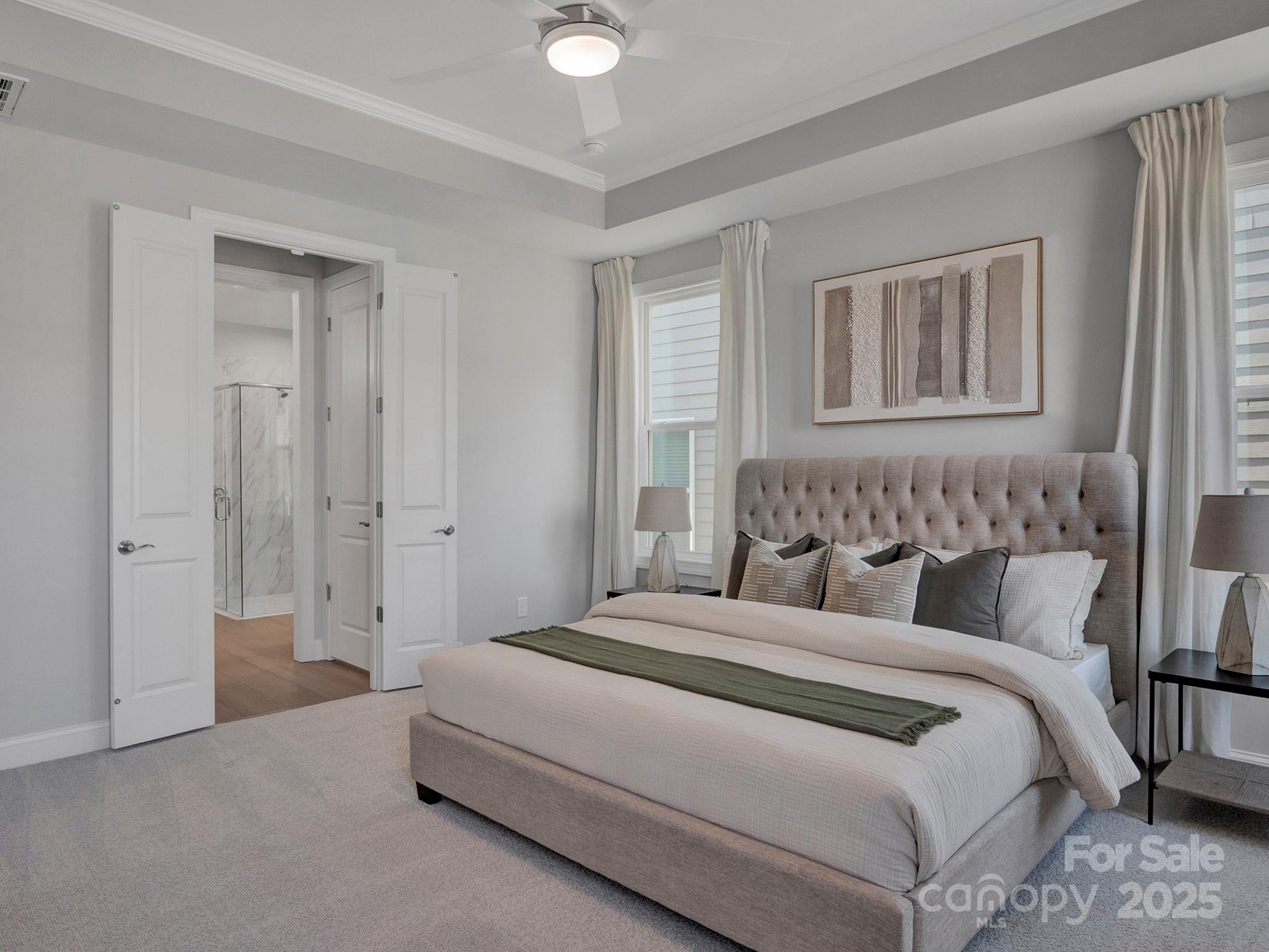 Photo 9 of 4225 Honey Locust Drive, Charlotte, NC