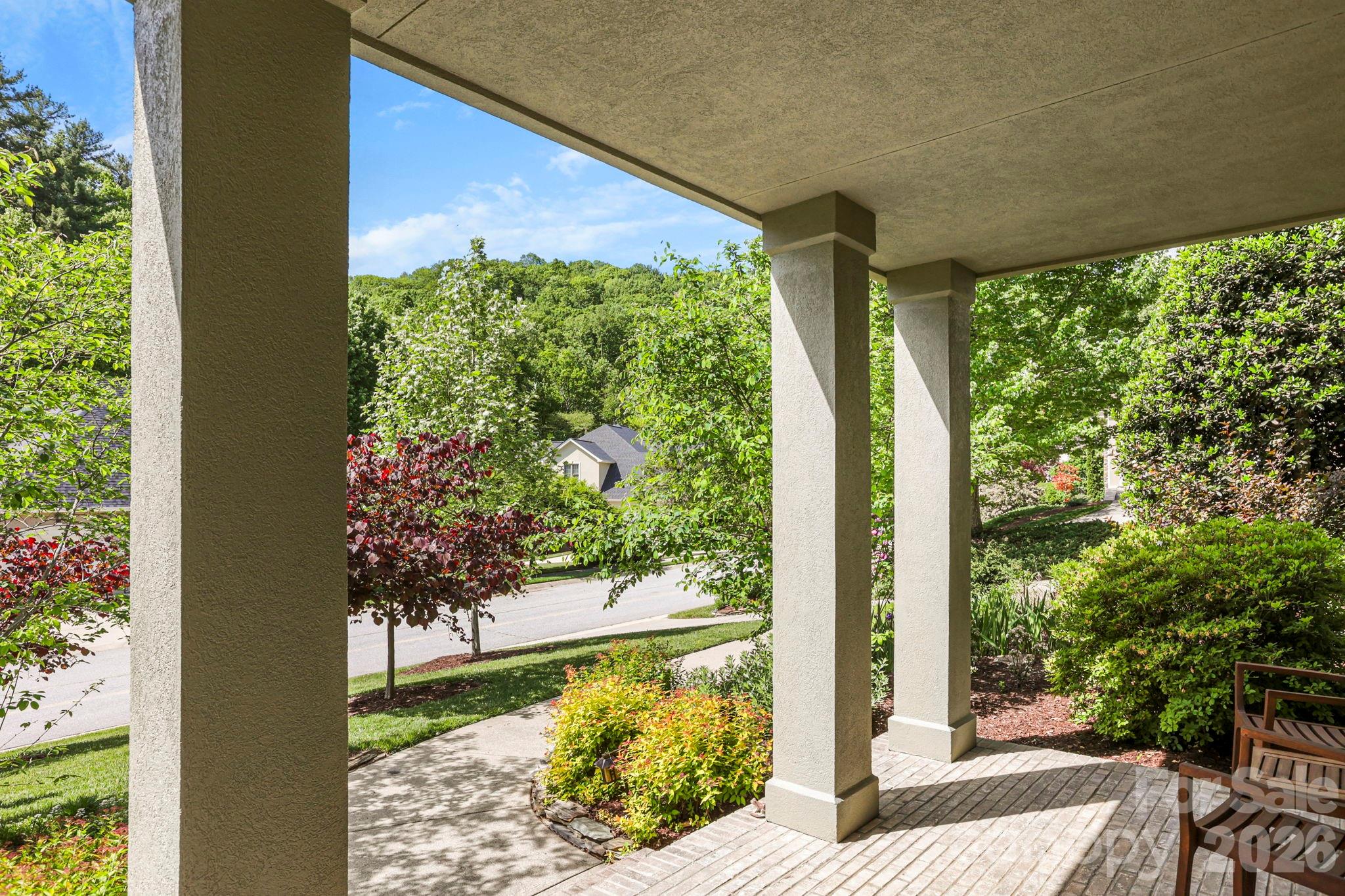 405 Mistletoe Trail, Hendersonville, NC - photo 8 of 49