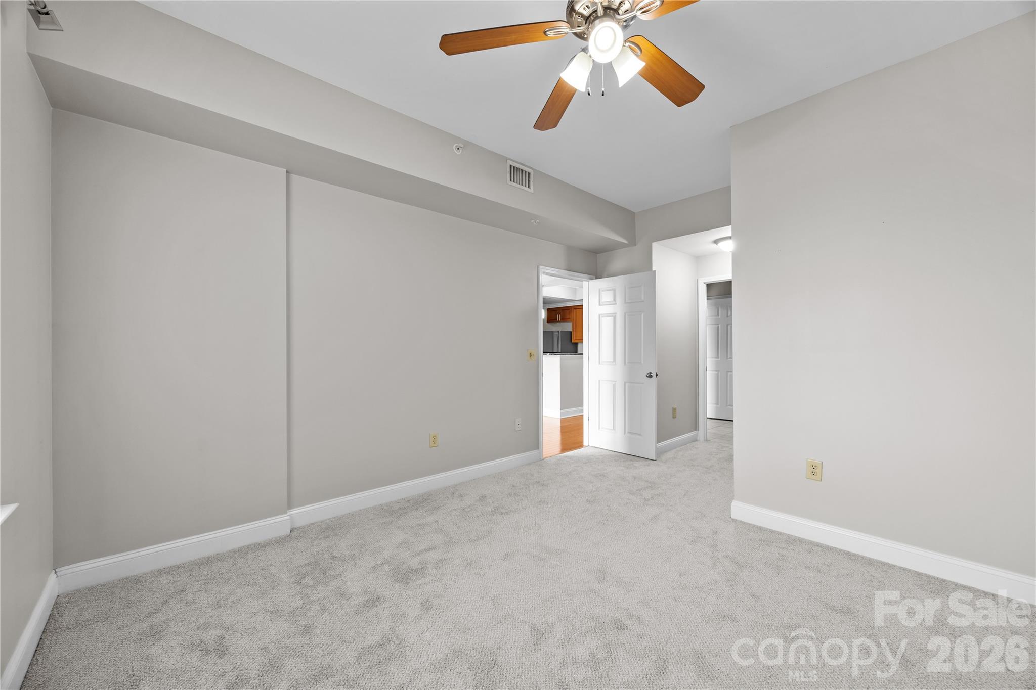 Photo 18 of 300 W 5th Street343, Charlotte, NC