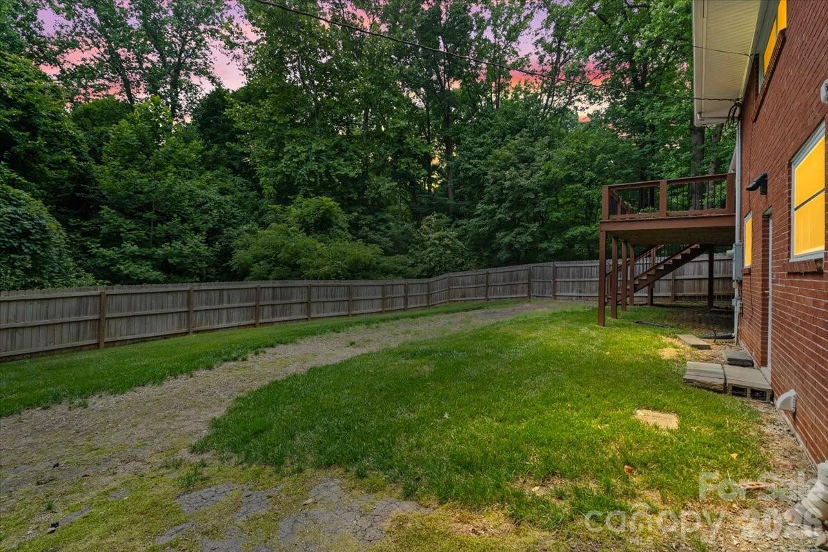 Photo 37 of 7328 Everett Drive, Charlotte, NC