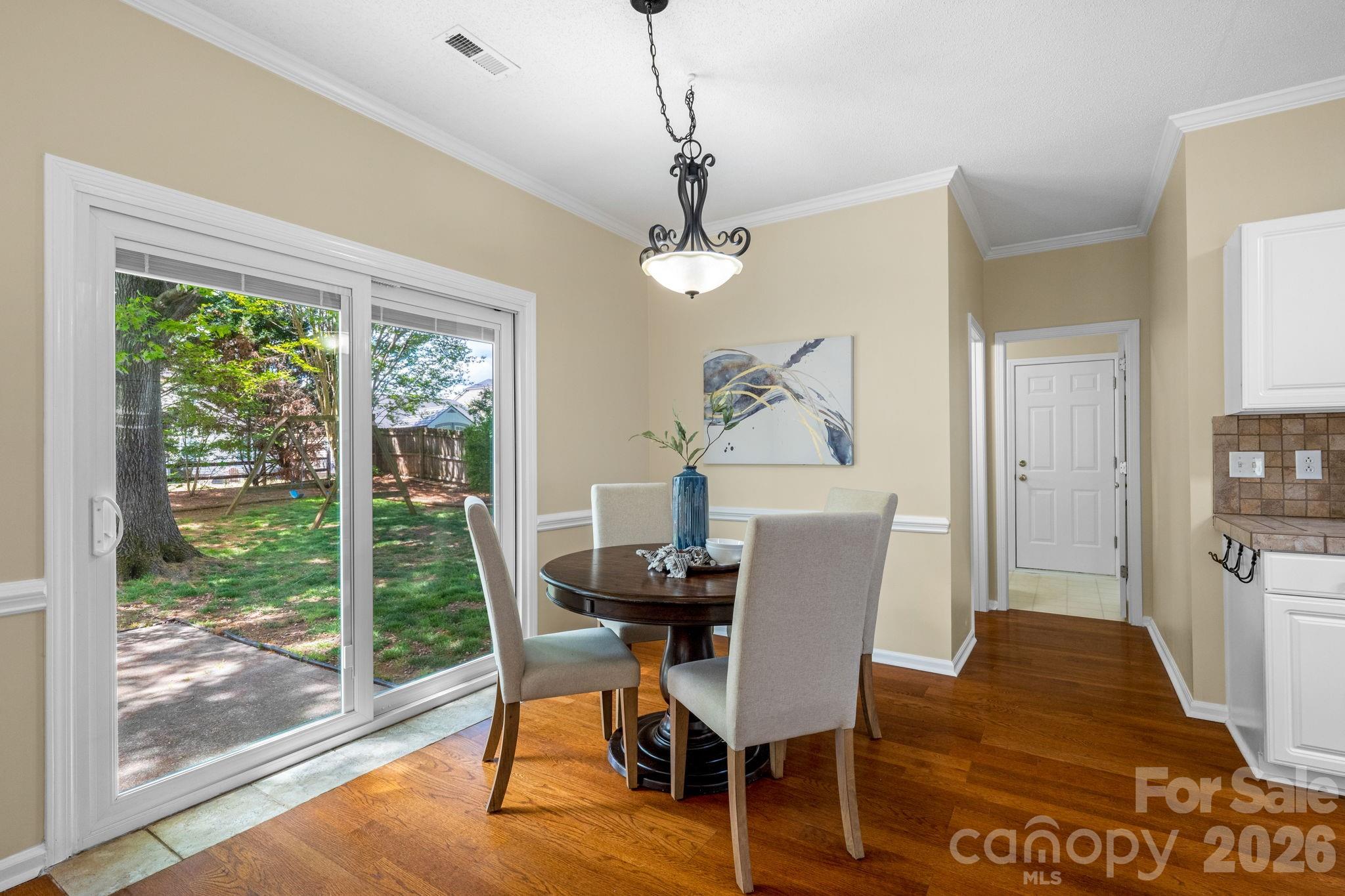 Photo 12 of 8501 Tonawanda Drive, Charlotte, NC