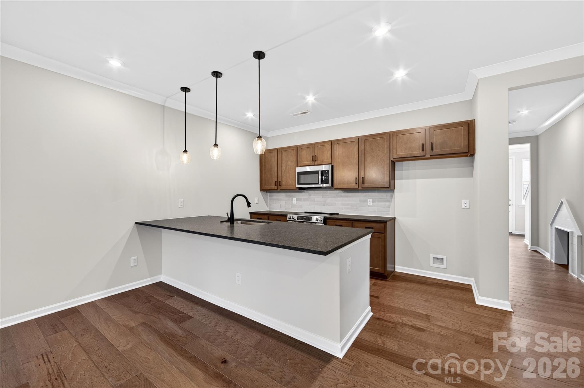 Photo 6 of 6025 Longar Lane, Charlotte, NC