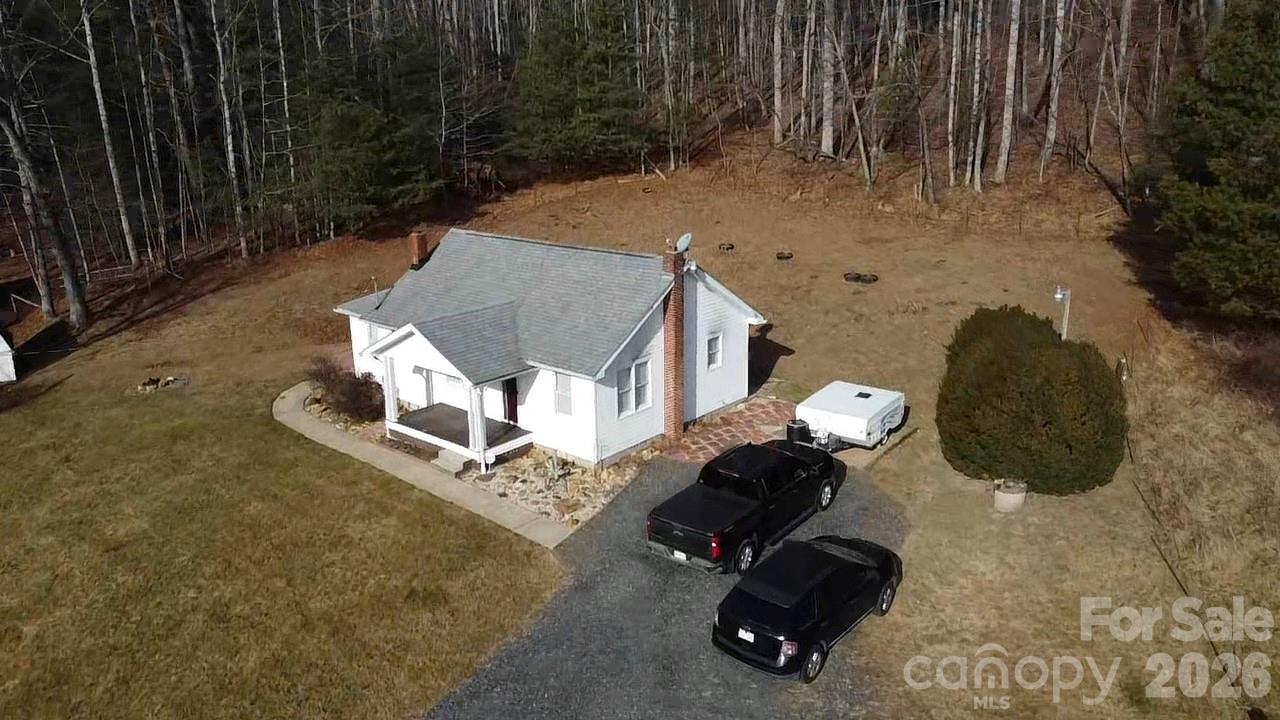 Photo 2 of 212 Old Dale Road, Spruce Pine, NC