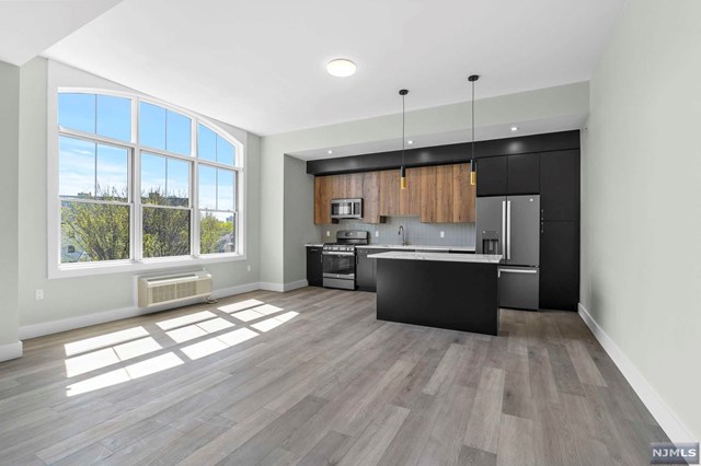 Fort Lee, NJ active rentals