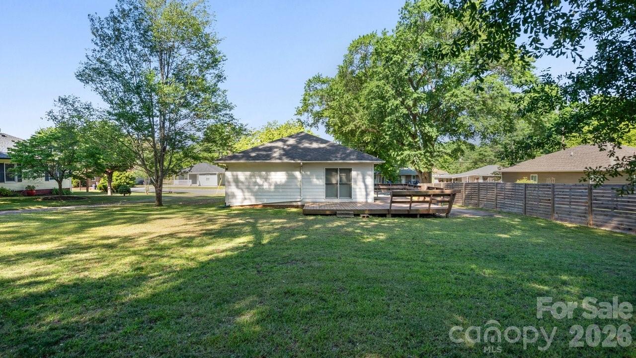 110 Globe Street, Mount Holly, NC - photo 23 of 27