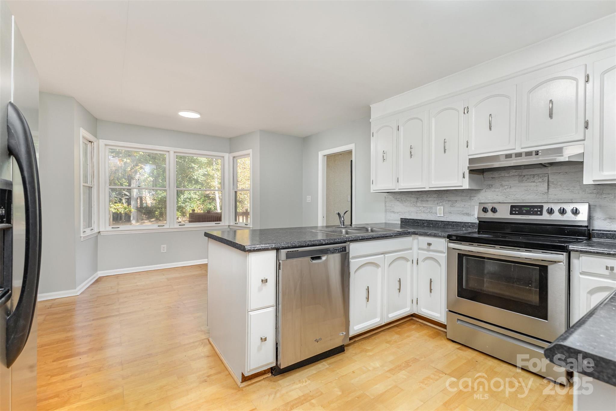 Photo 11 of 4529 Creemore Drive, Charlotte, NC
