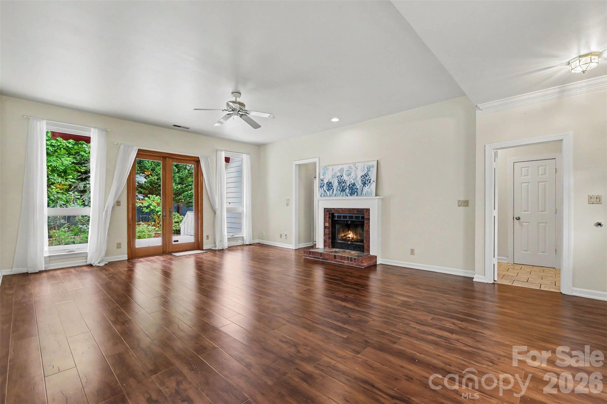 Photo 4 of 9102 Brightleaf Place, Charlotte, NC