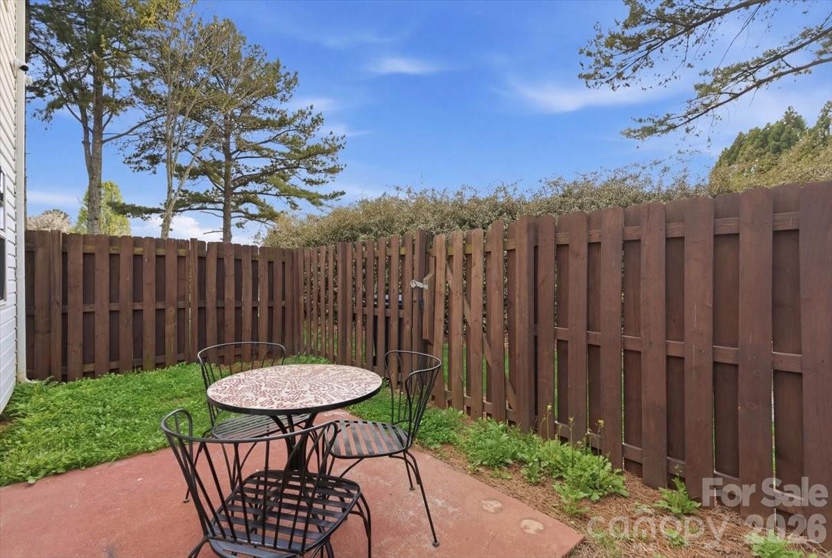 Photo 25 of 6475 Saint Bernard Way, Charlotte, NC