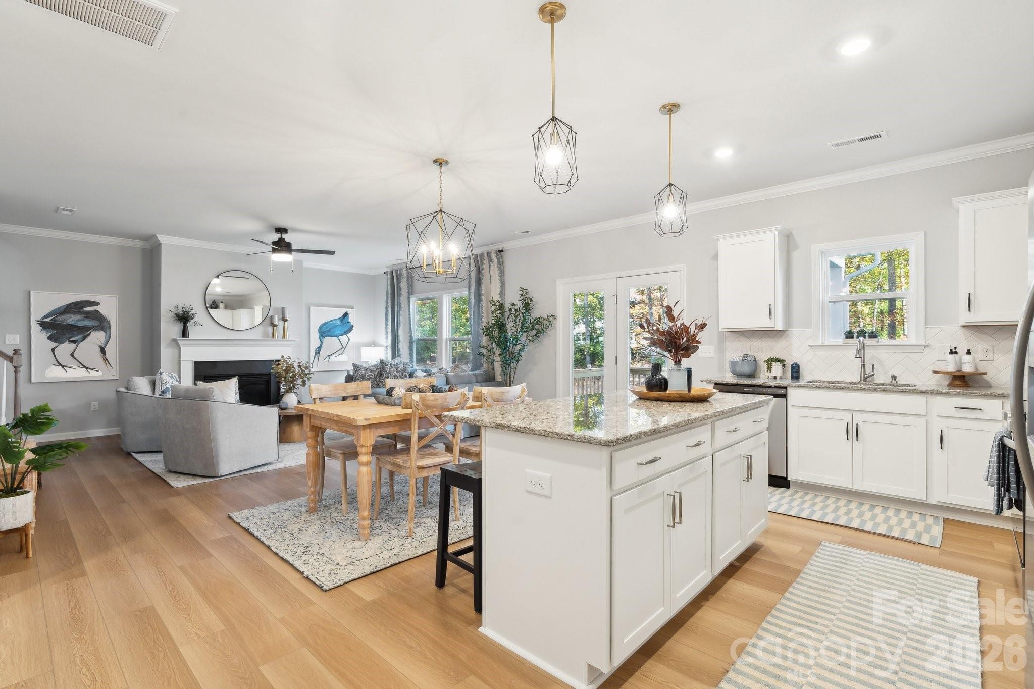 Photo 8 of 4025 Juno Drive, Charlotte, NC