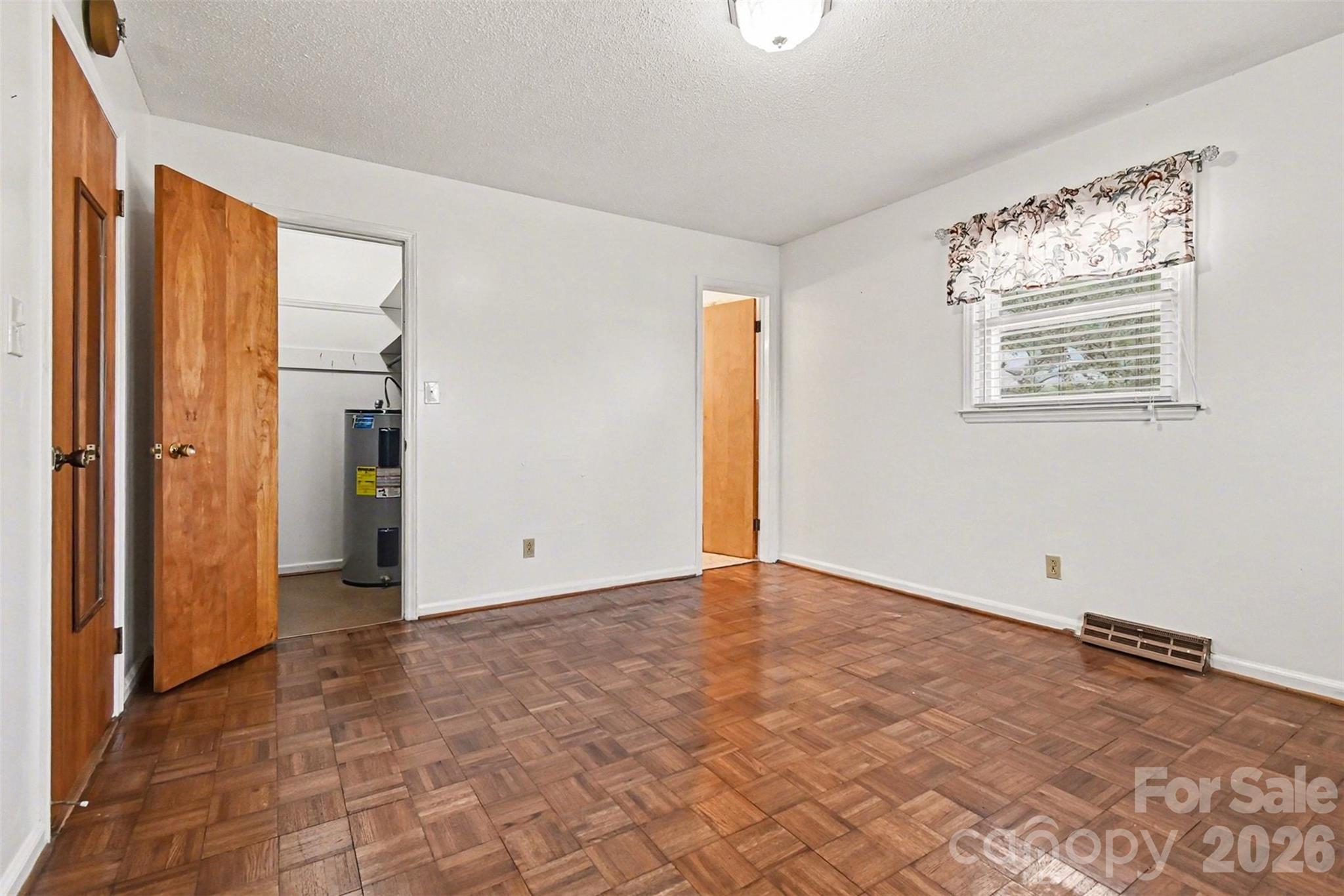 238 Lakeview Drive, Blacksburg, SC - photo 11 of 22