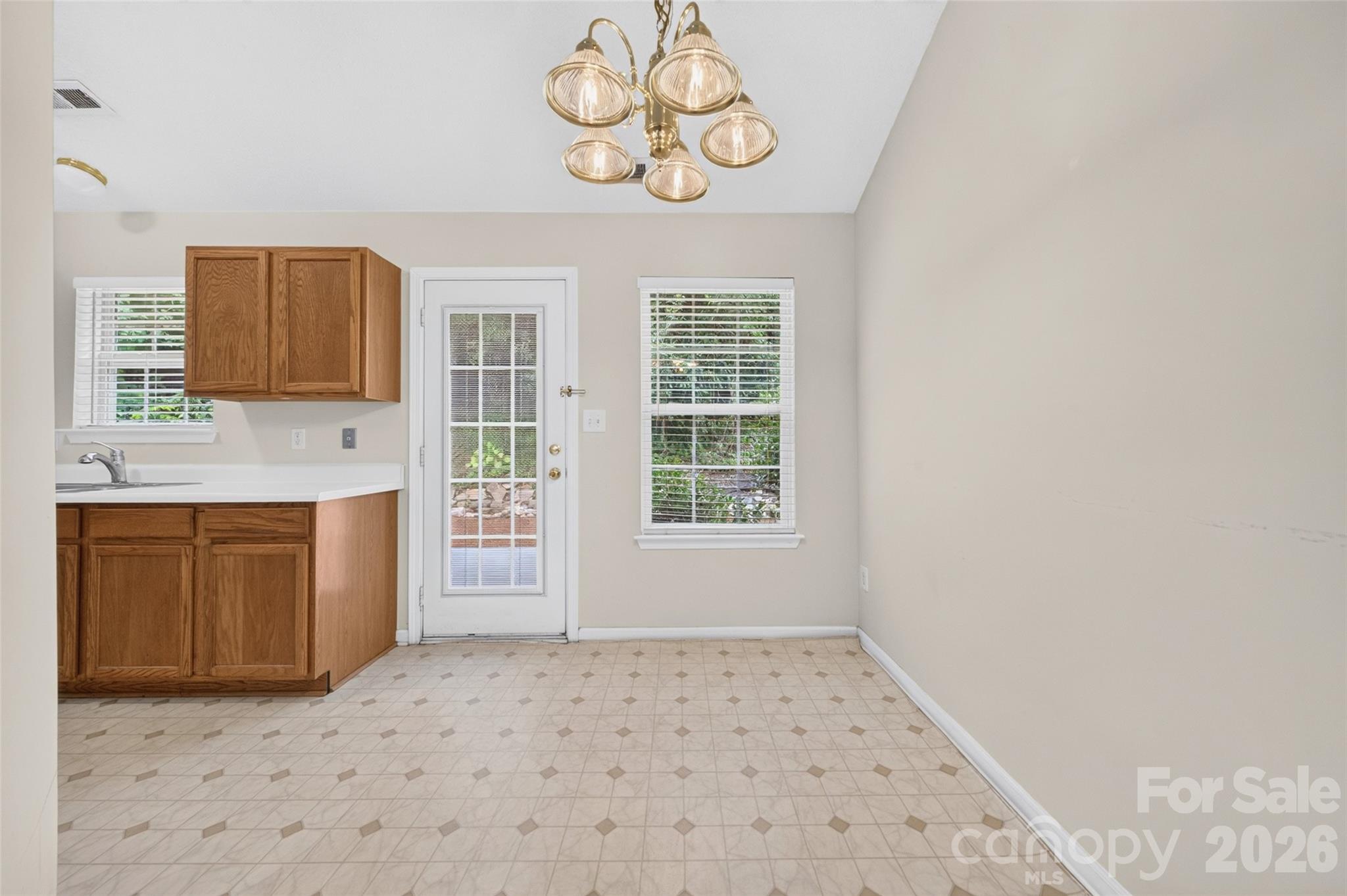 Home for sale at 4627 Victory Lane, Charlotte, NC — photo 25 of 39
