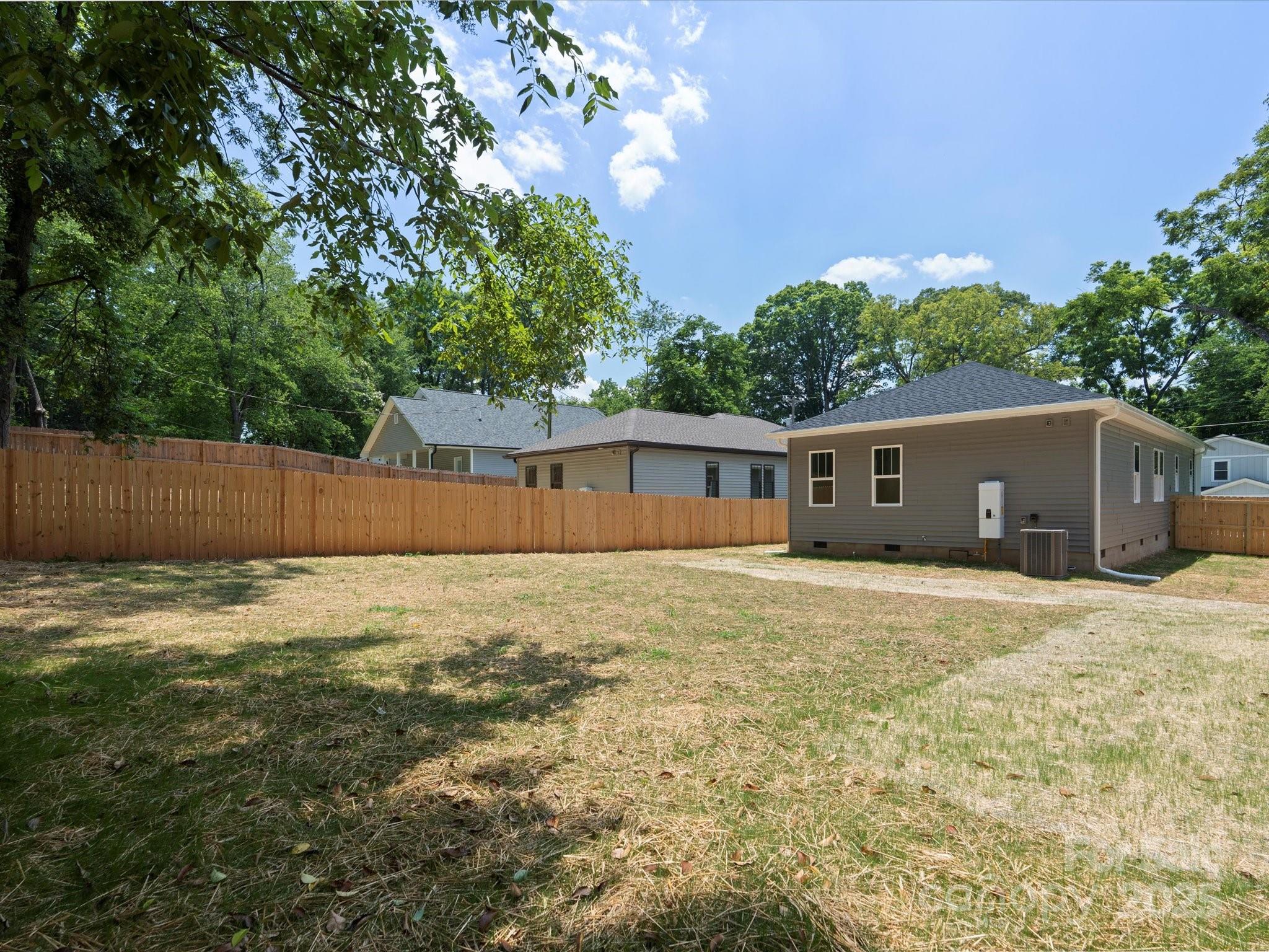 Photo 35 of 4111 Rutgers Avenue, Charlotte, NC