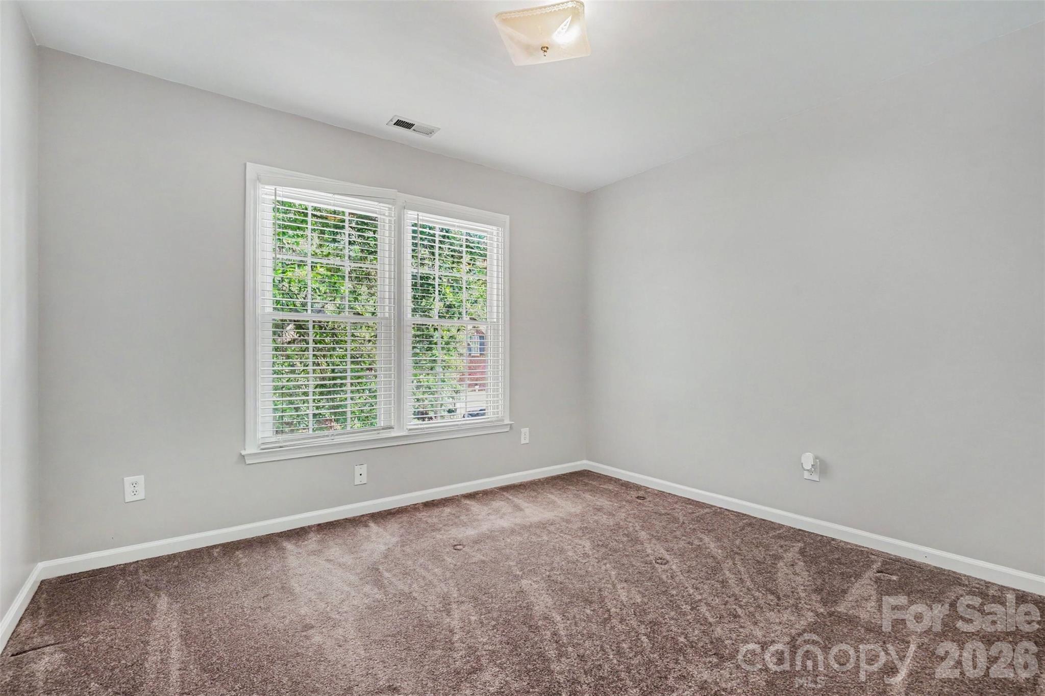 Home for sale at 5917 Nuthatch Court, Charlotte, NC — photo 30 of 46