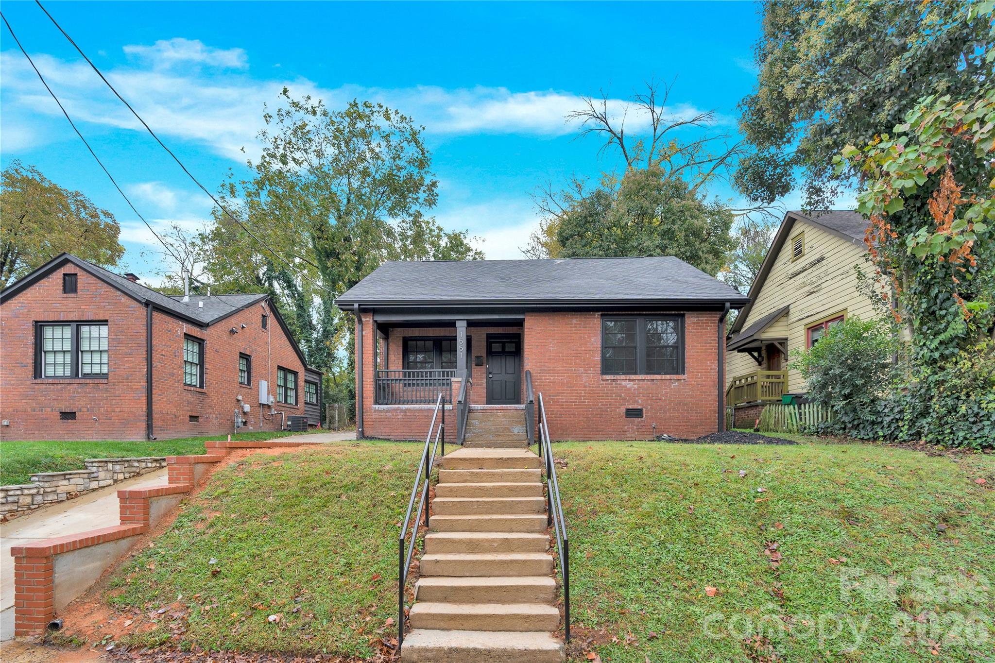 Photo 5 of 1551 Merriman Avenue, Charlotte, NC