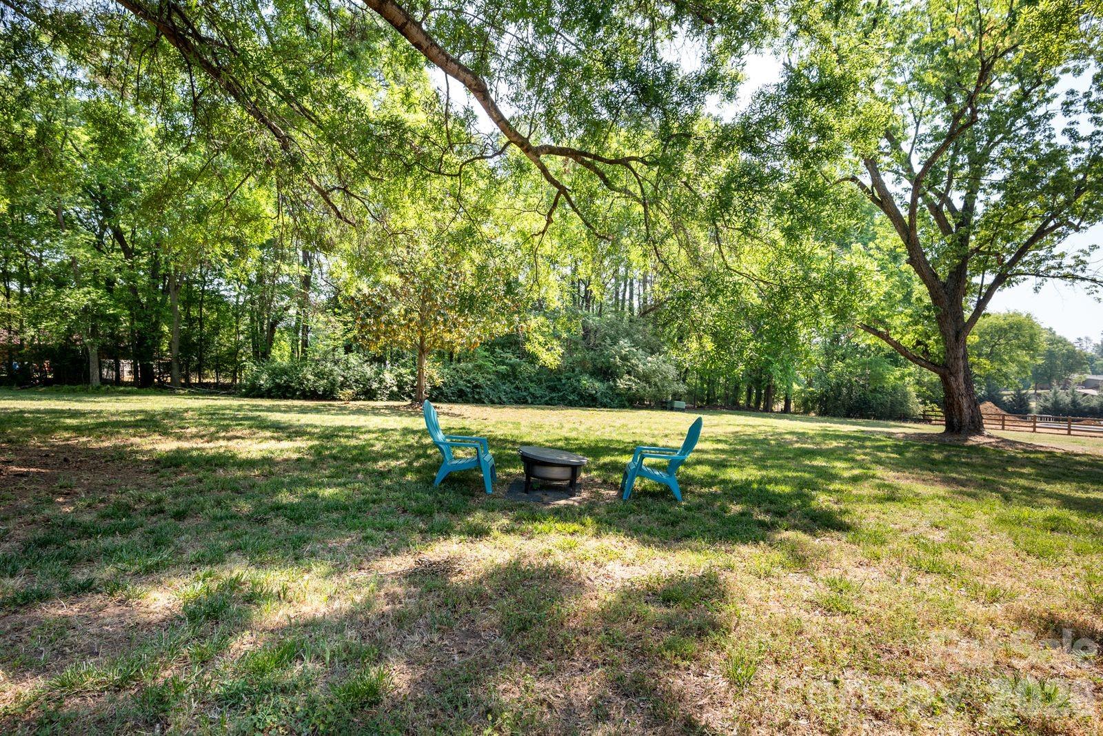 1405 Lakeview Drive, Pineville, NC - photo 25 of 26