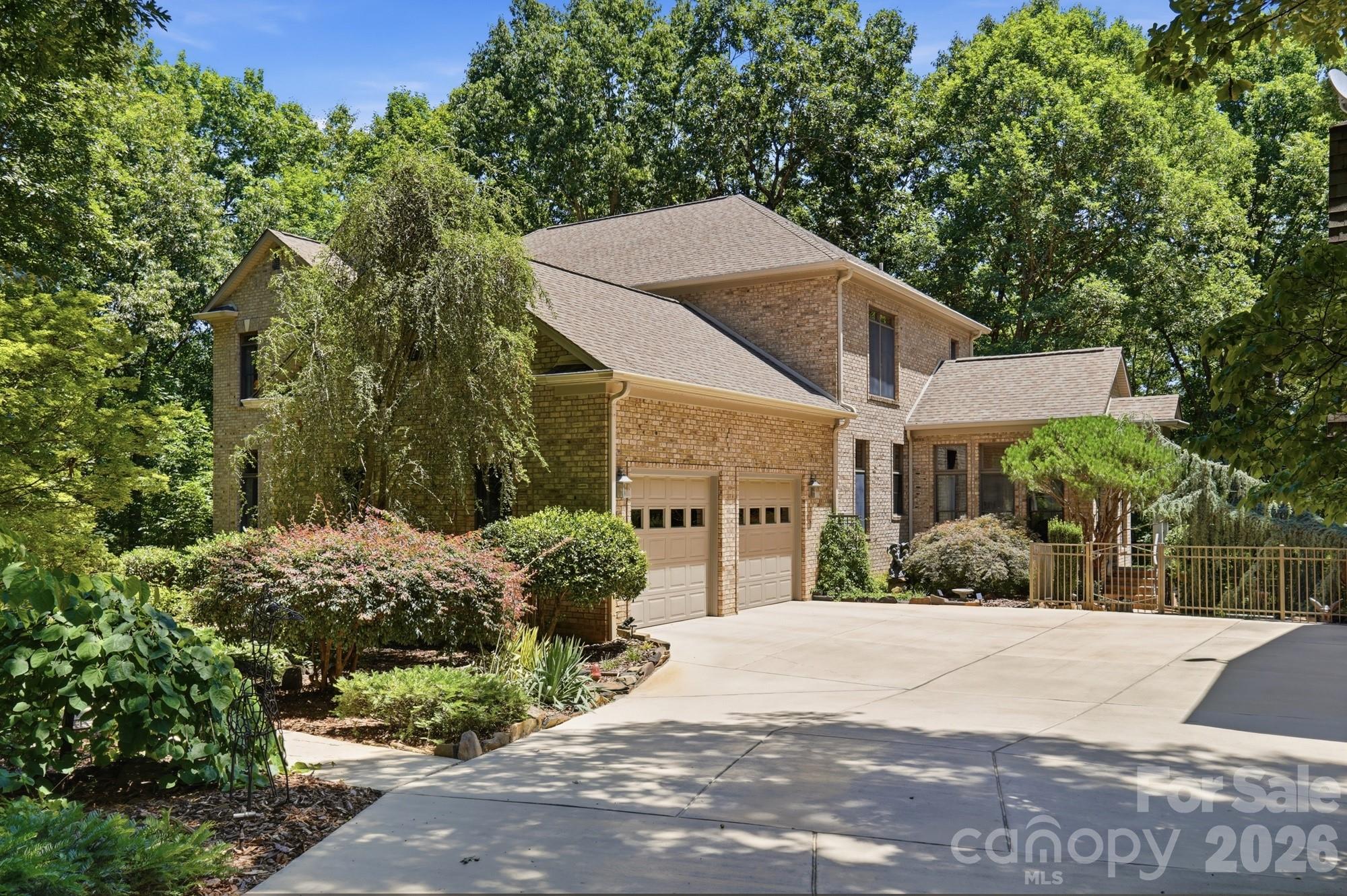 Home for sale at 17532 Efird Road, Albemarle, NC — photo 3 of 48