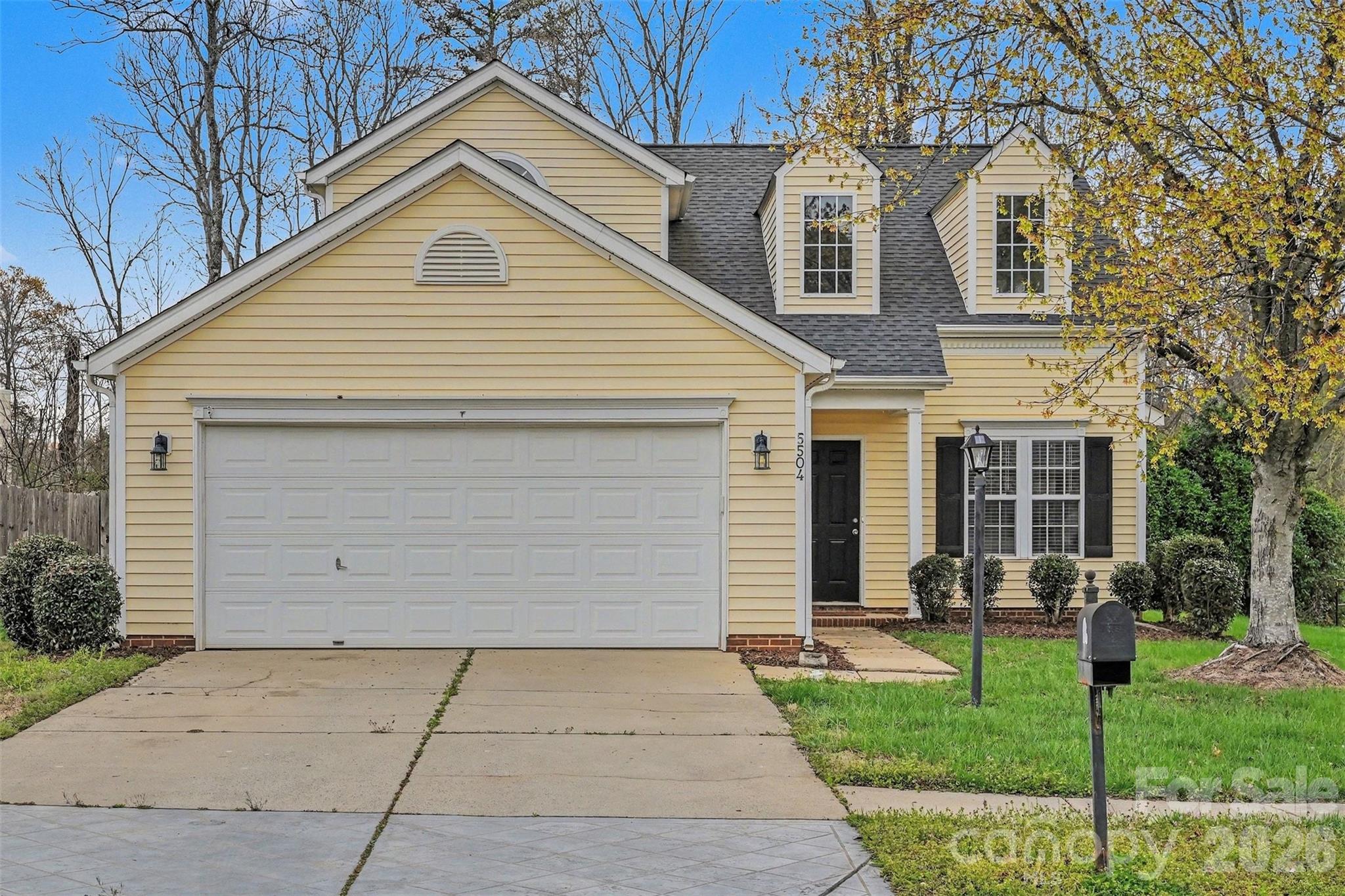Photo 2 of 5504 Waverly Lynn Lane, Charlotte, NC