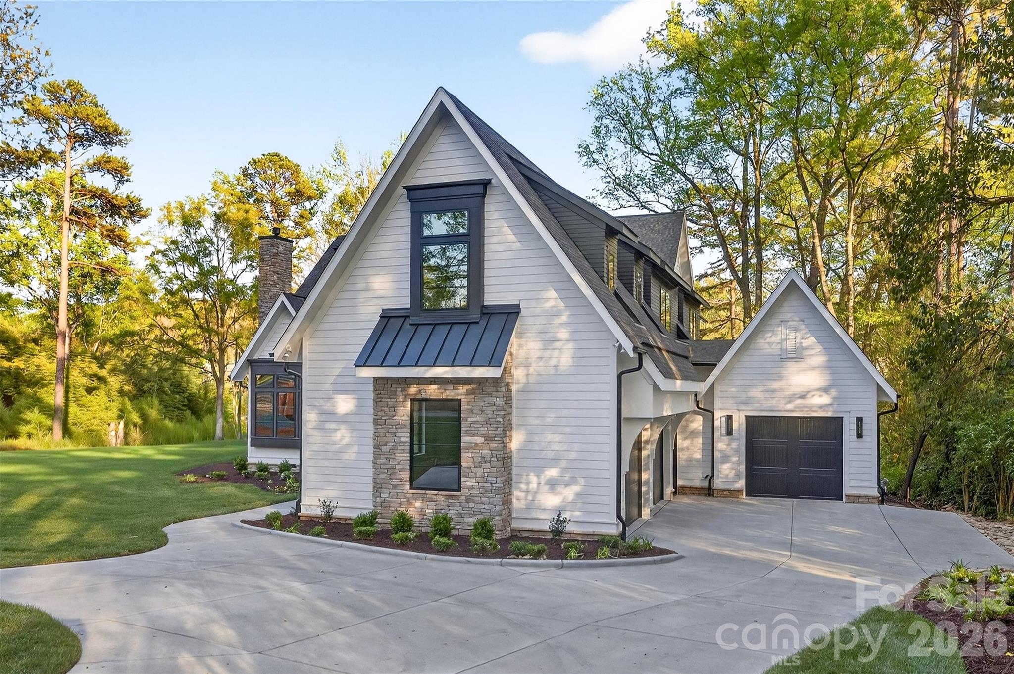 Photo 5 of 1209 Meadowood Lane, Charlotte, NC