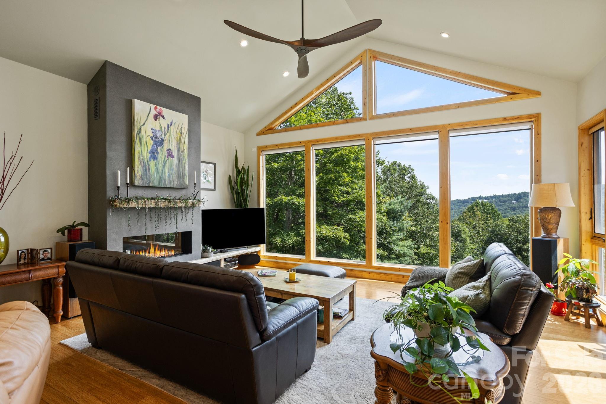 163 Old Poplar Lane, Flat Rock, NC - photo 14 of 49
