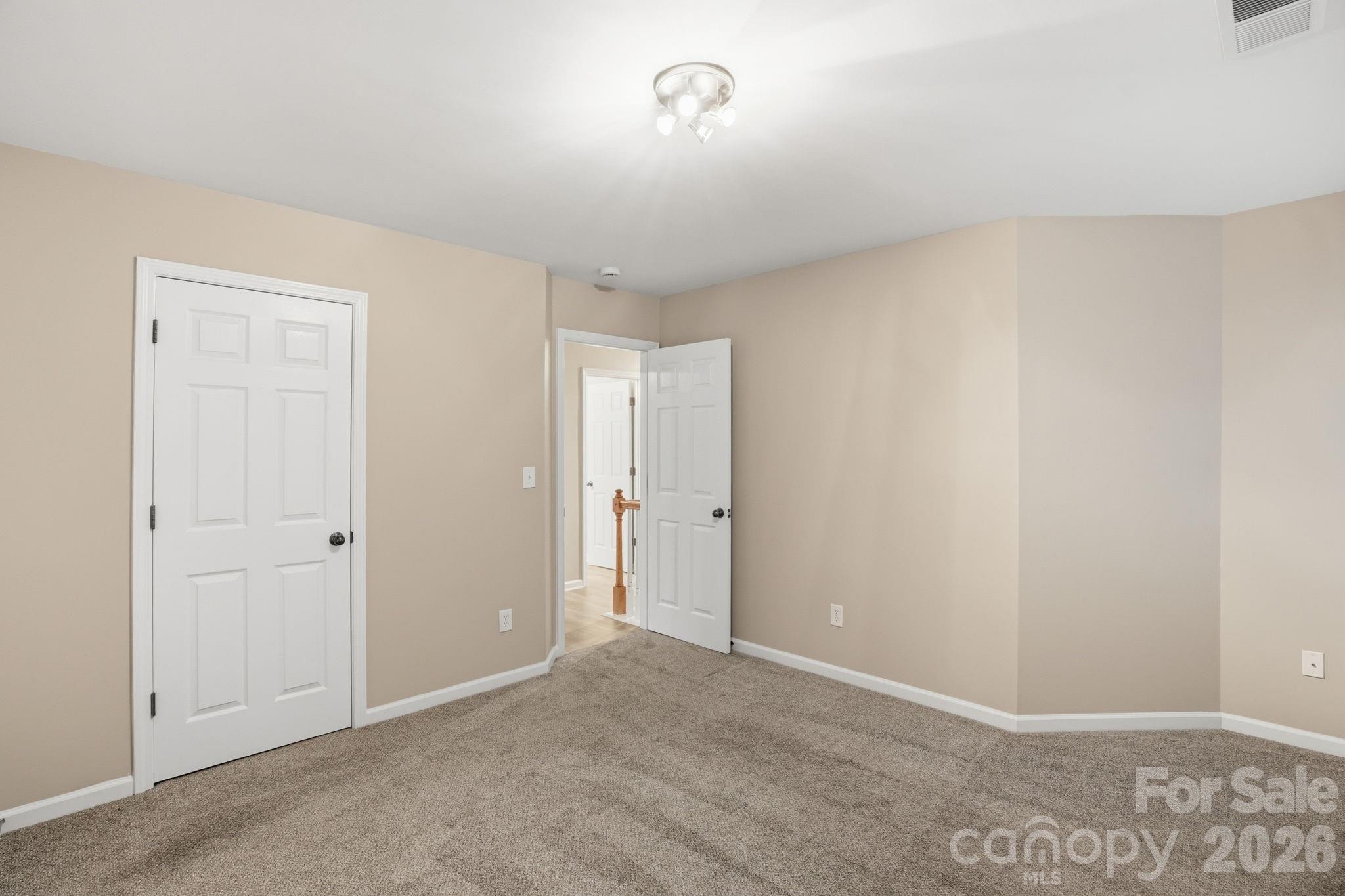 Photo 31 of 6427 Hermsley Road, Charlotte, NC