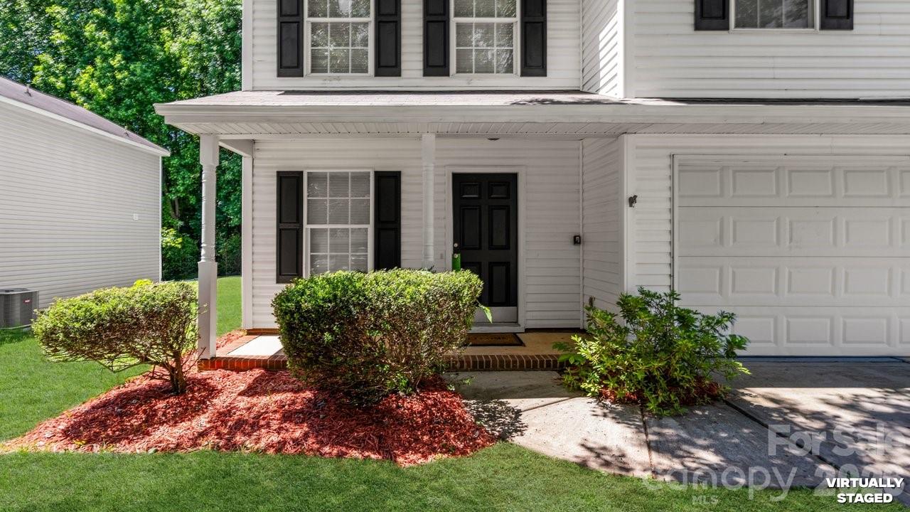 Photo 3 of 2114 Pleasant Dale Drive, Charlotte, NC