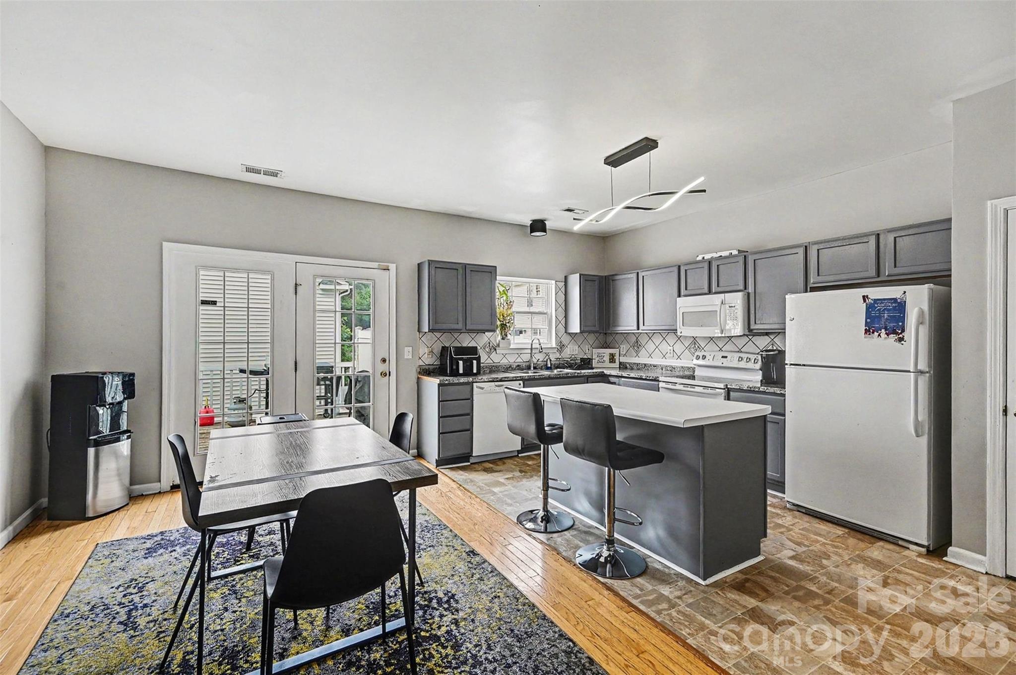 Photo 4 of 10946 Garden Oaks Lane, Charlotte, NC