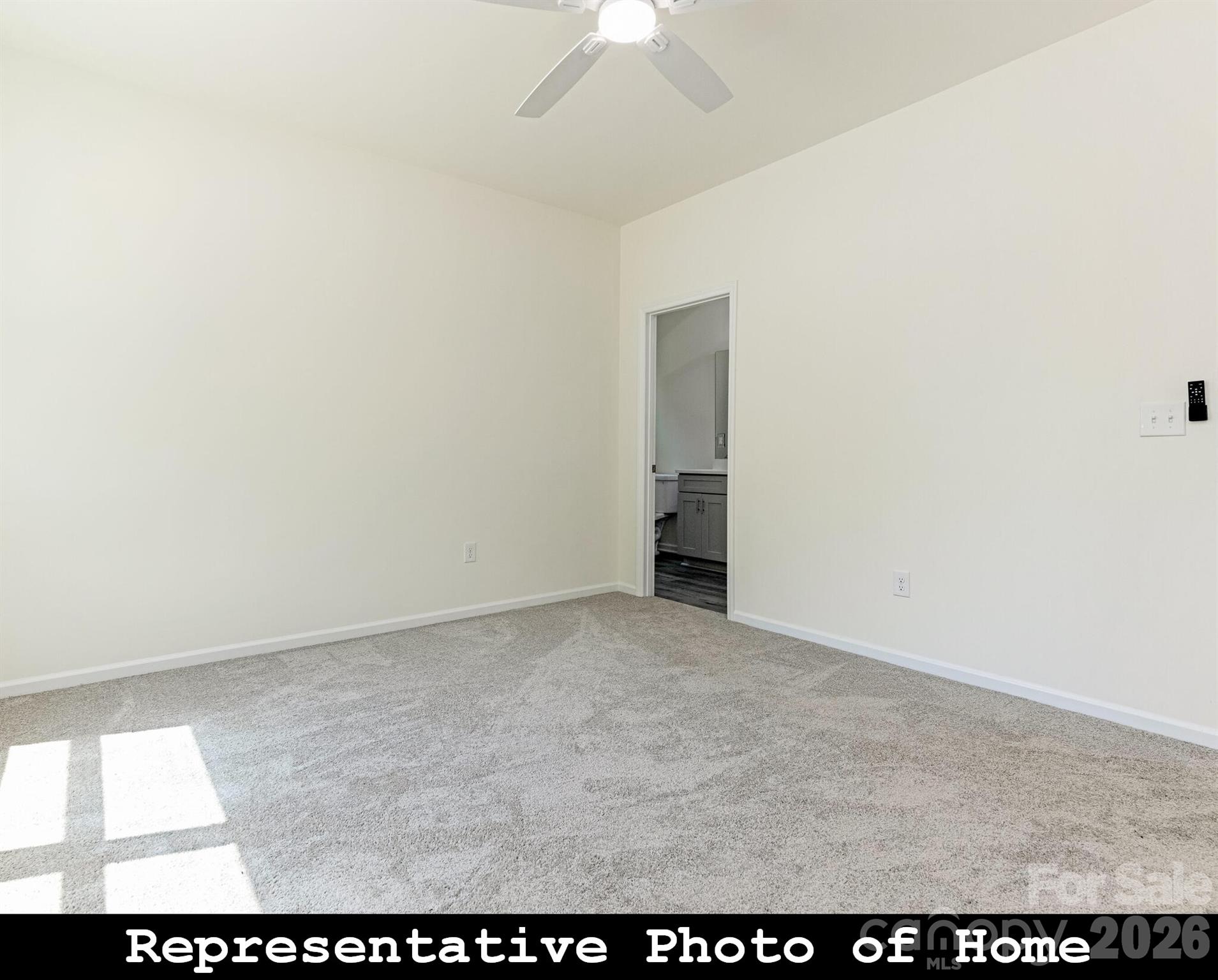 Photo 18 of 962 S Hoskins Road, Charlotte, NC