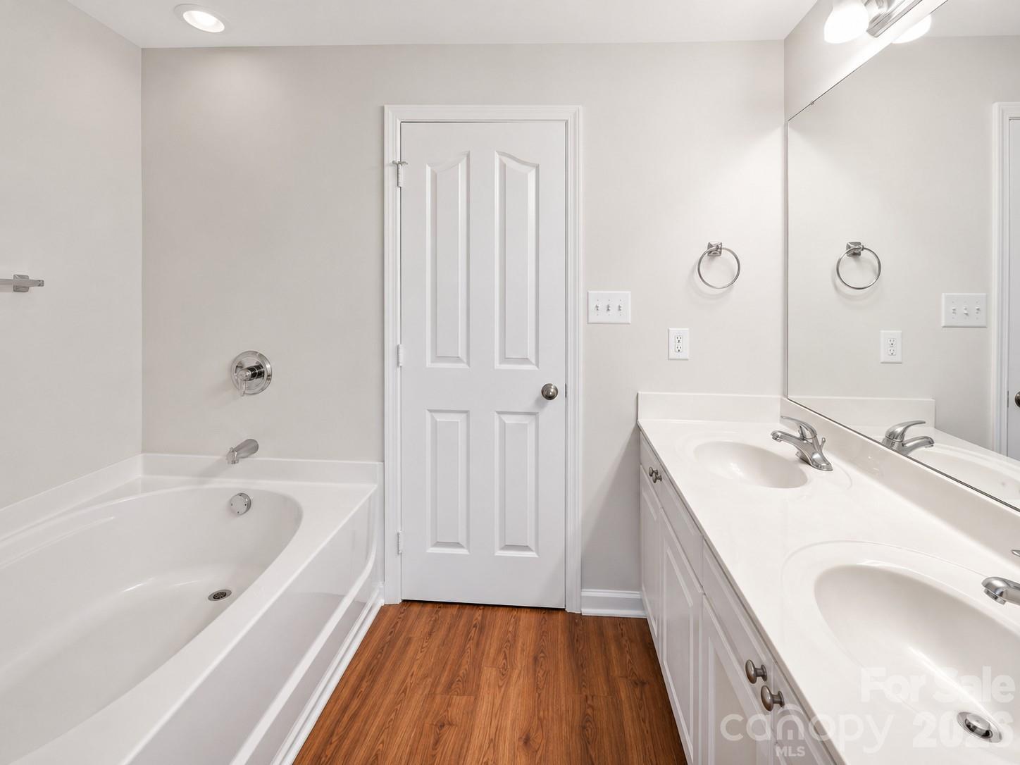 Photo 9 of 220 Hunslet Circle, Charlotte, NC