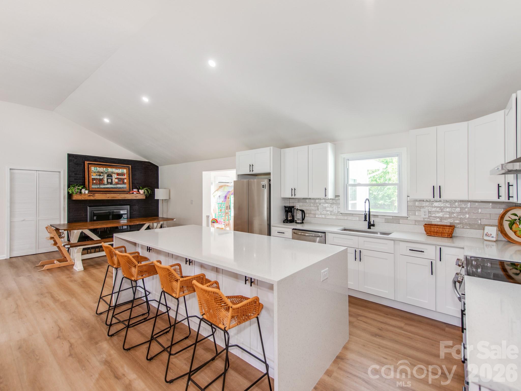 Photo 9 of 629 Belmorrow Drive, Charlotte, NC