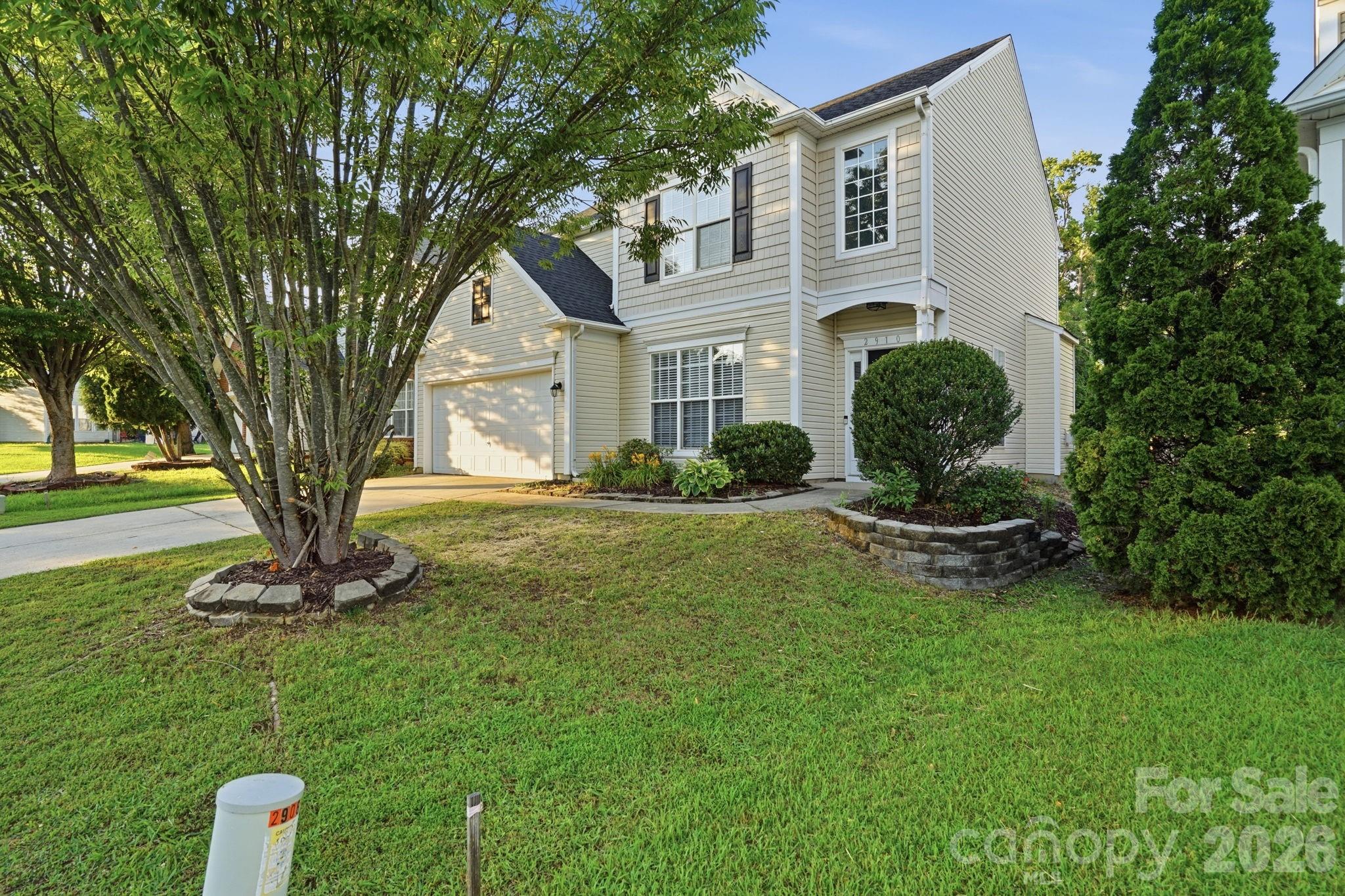 Photo 3 of 2910 Azalea Hills Drive, Charlotte, NC