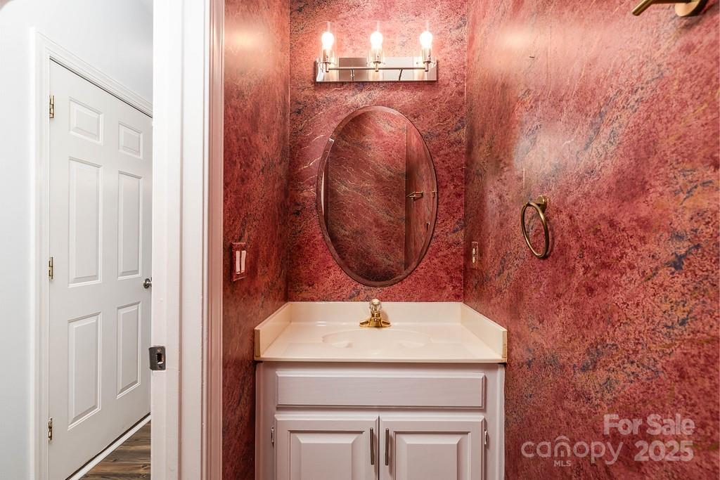 Photo 8 of 5238 Downing Creek Drive, Charlotte, NC