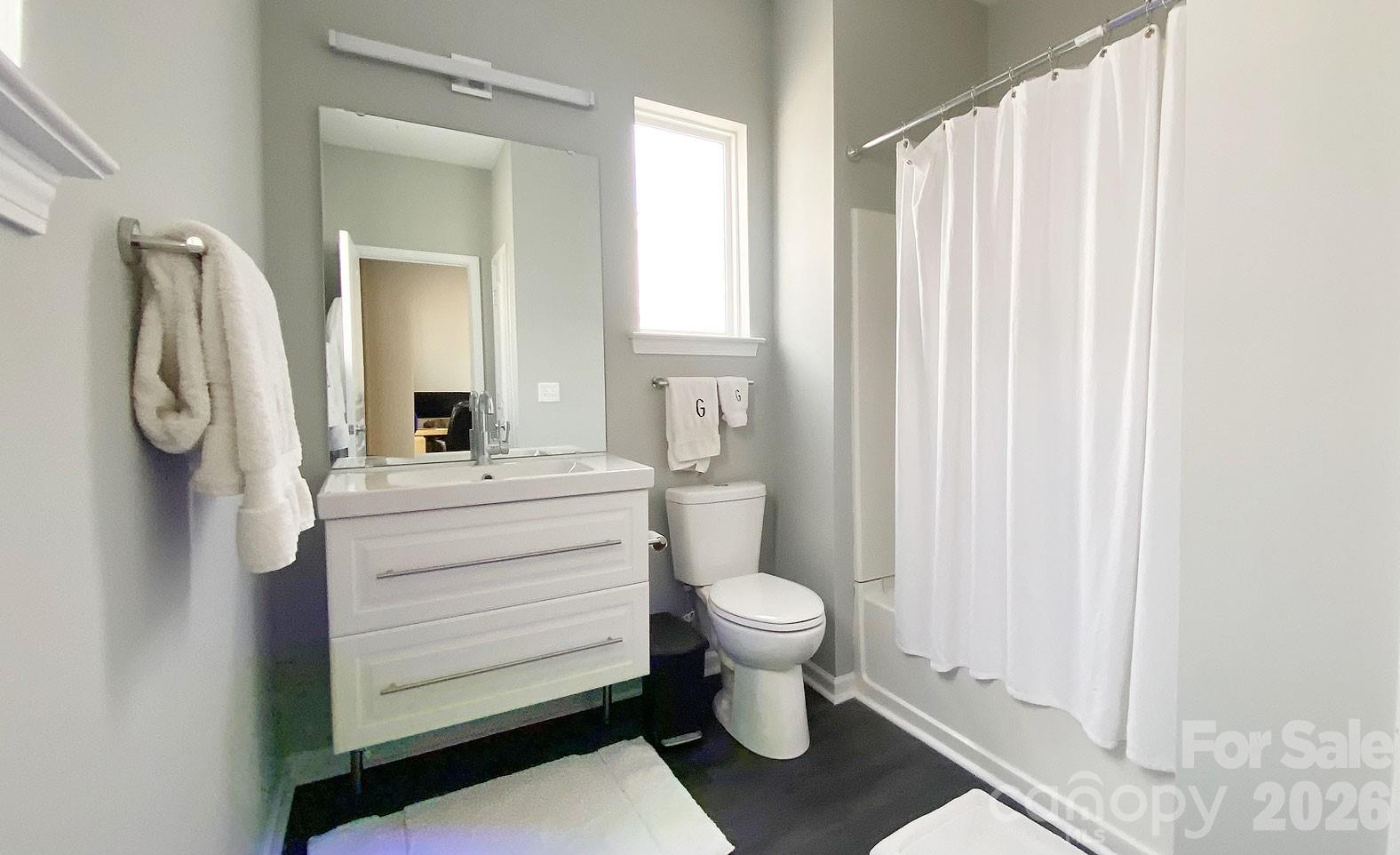 Photo 14 of 446 W Worthington Avenue, Charlotte, NC
