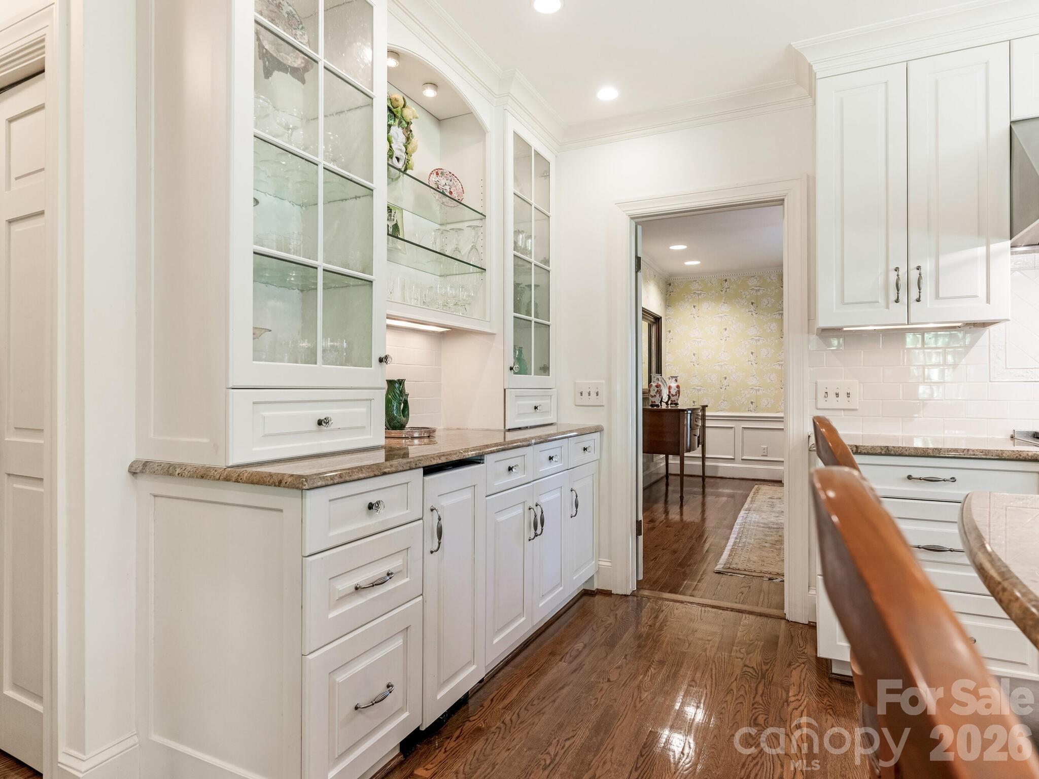 Photo 11 of 2424 Richardson Drive, Charlotte, NC