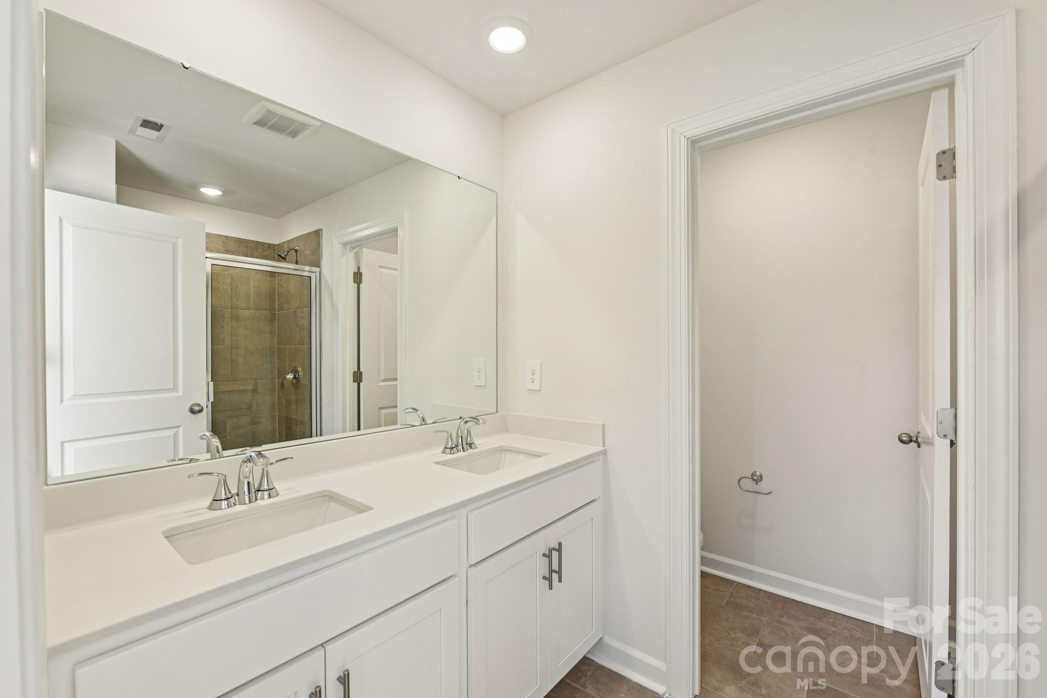 Photo 16 of 9036 Foggy Brook Loop, Charlotte, NC