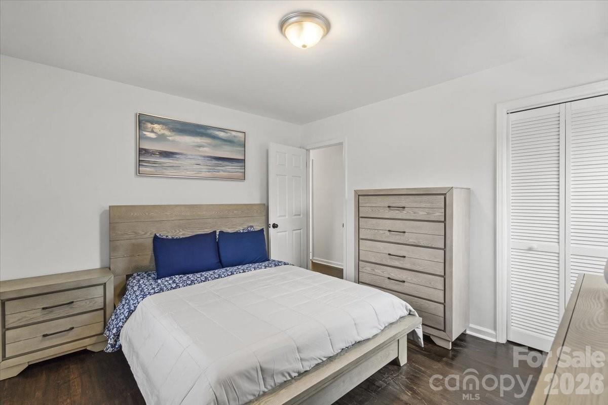 Photo 19 of 4930 Crestmont Drive, Charlotte, NC