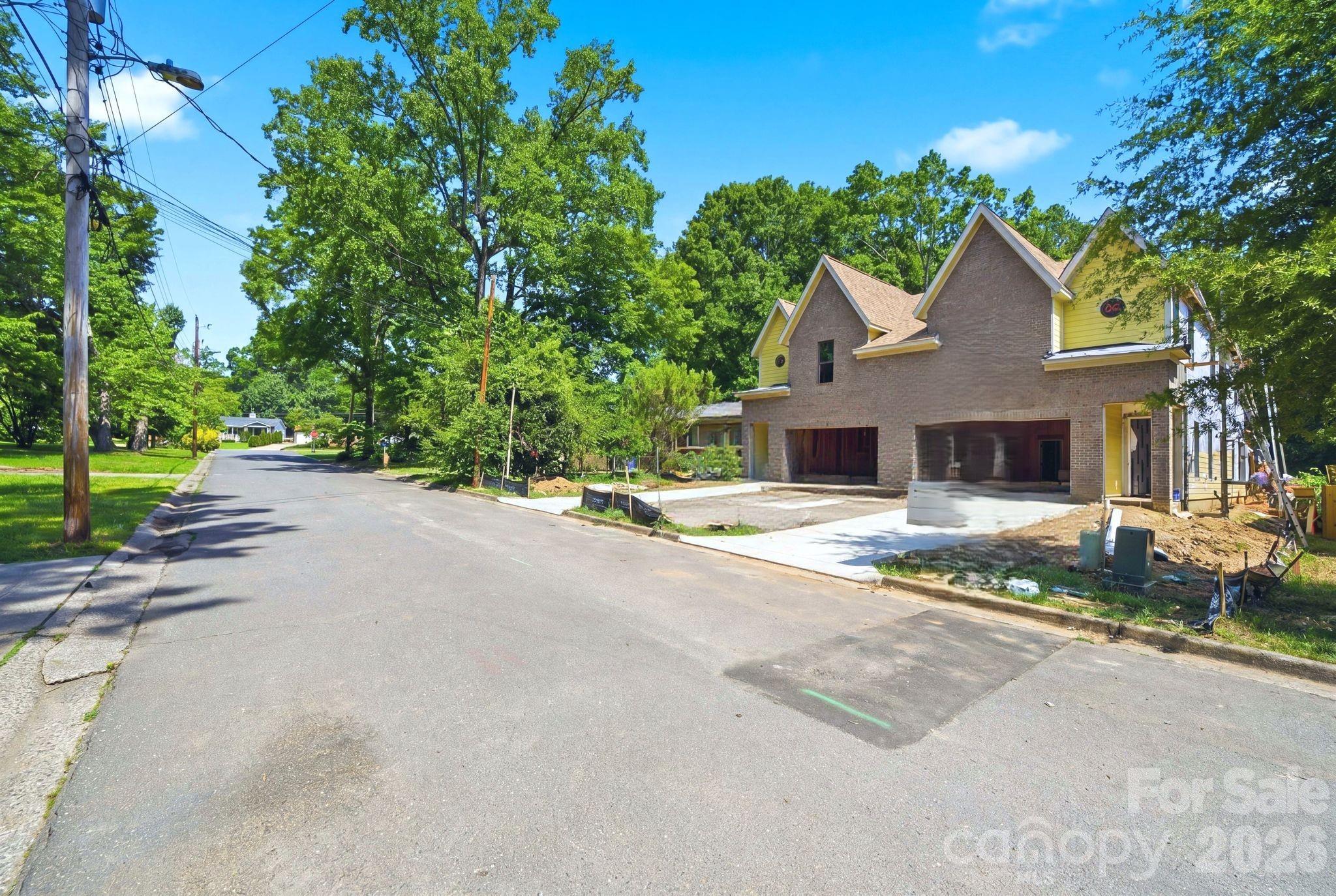 Photo 12 of 2625 Springway Drive, Charlotte, NC